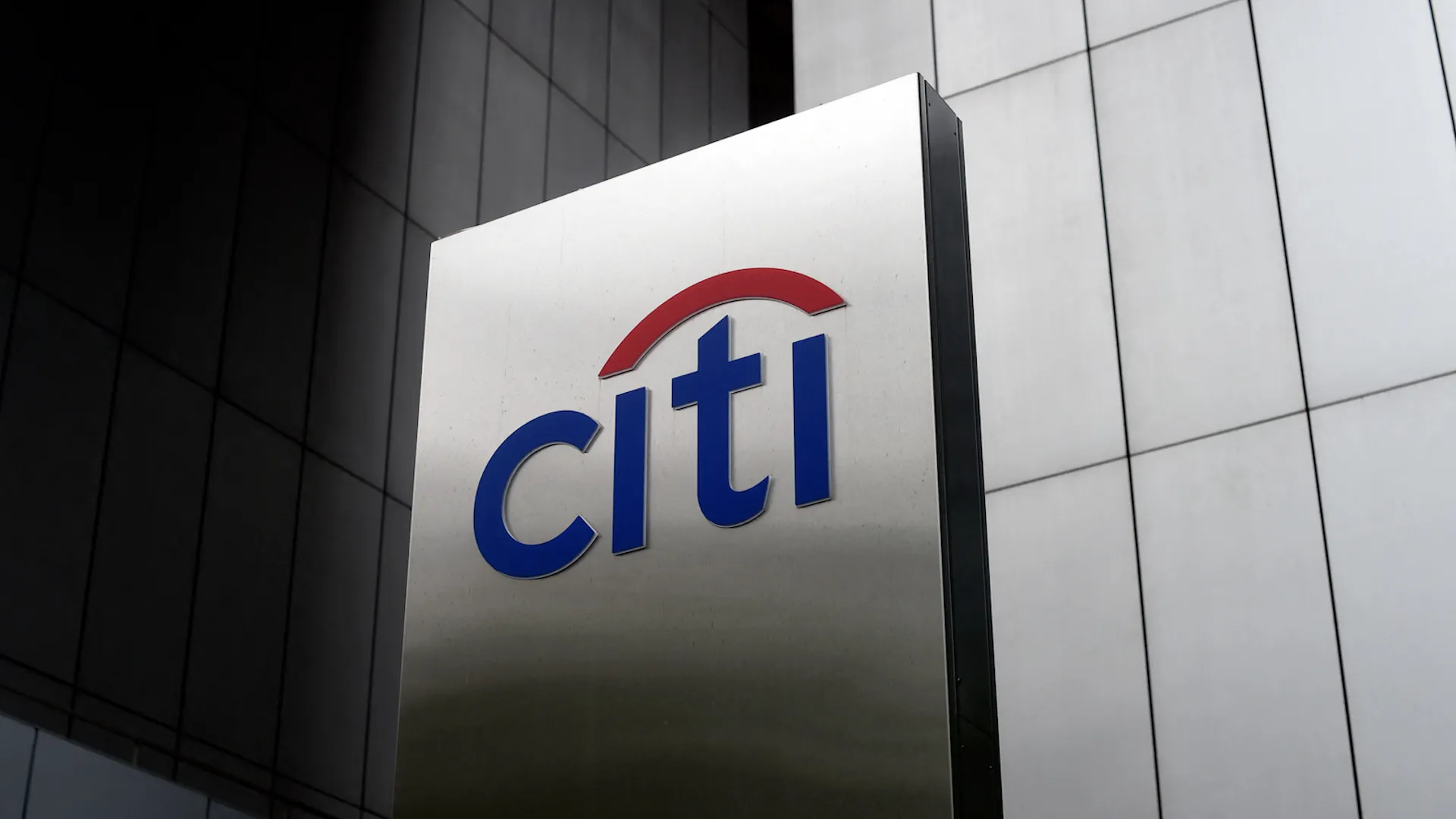 Watch Citigroup Fined Over $444 billion Fat-Finger Trading Blunder ...