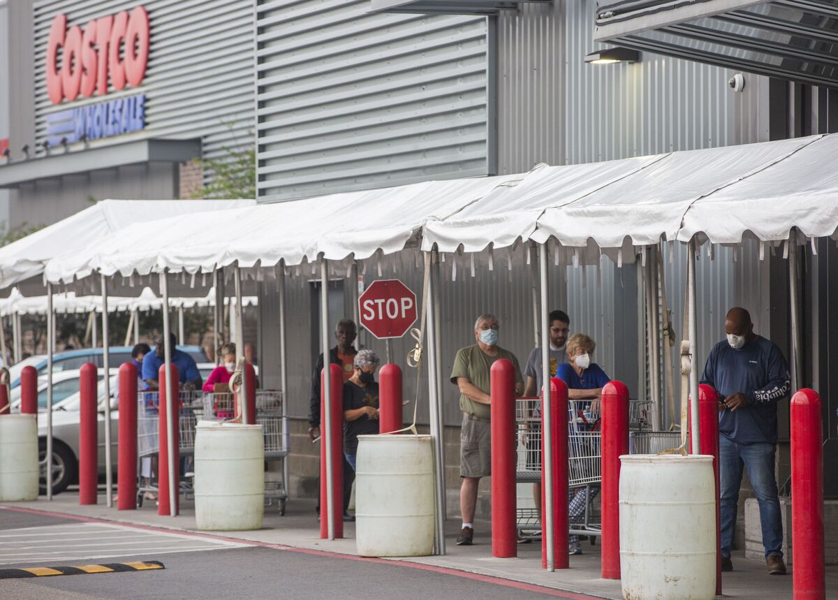 Costco Falls After Posting $281 Million in Pandemic Expenses - Bloomberg