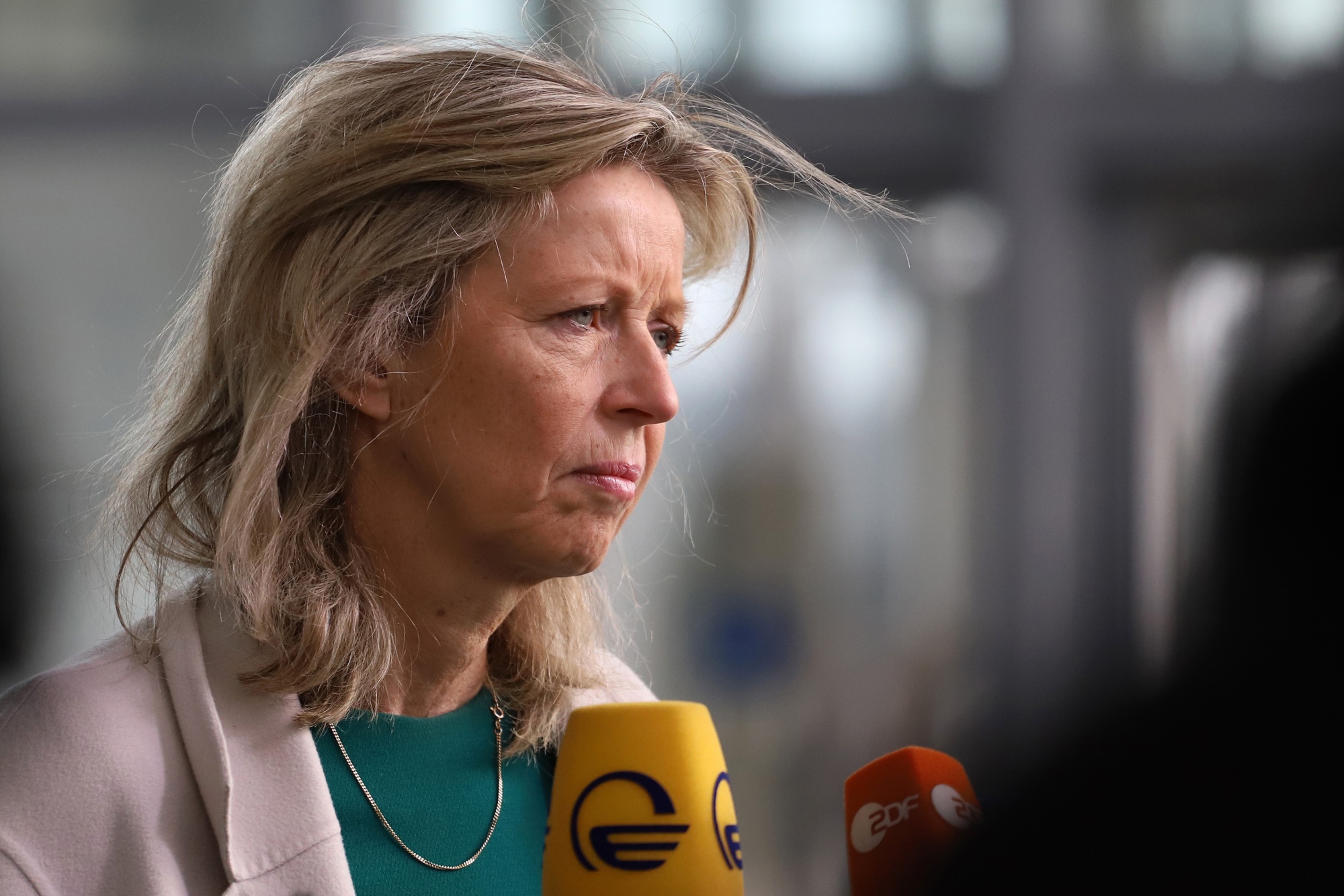 Dutch Call on EIB and Pension Funds to Invest in Defense Sector - Bloomberg