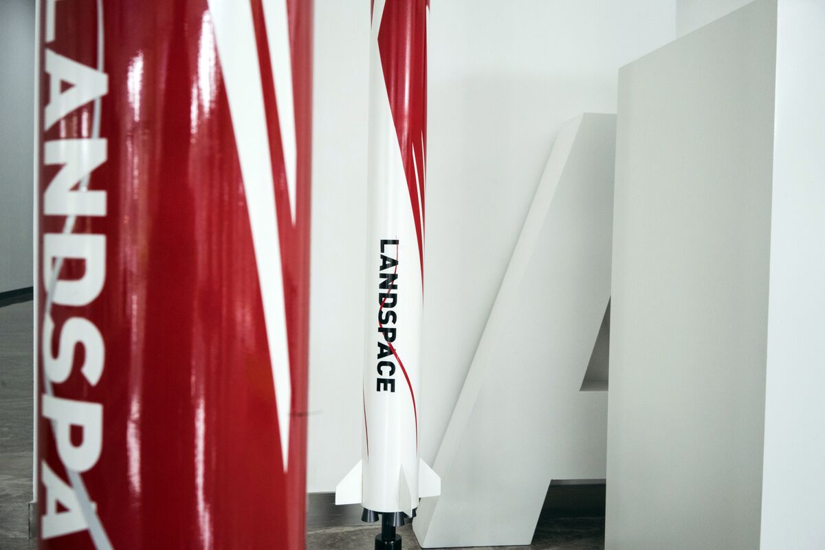 Chinese Startup Beats Elon Musk's SpaceX With Launch of First Methane ...