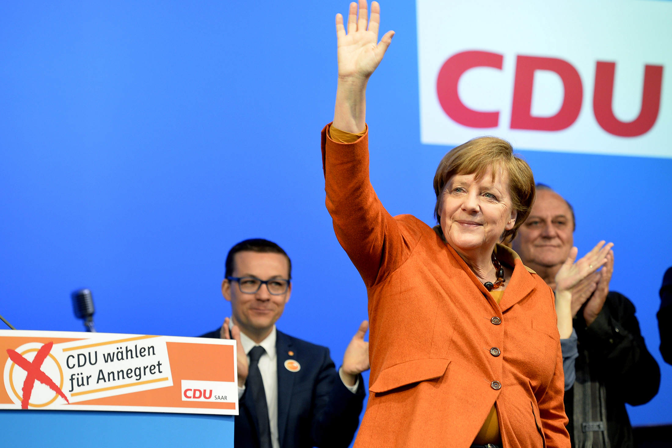 メルケル首相のCDU勝利、ザールラント州議会選－SPDに打撃 - Bloomberg