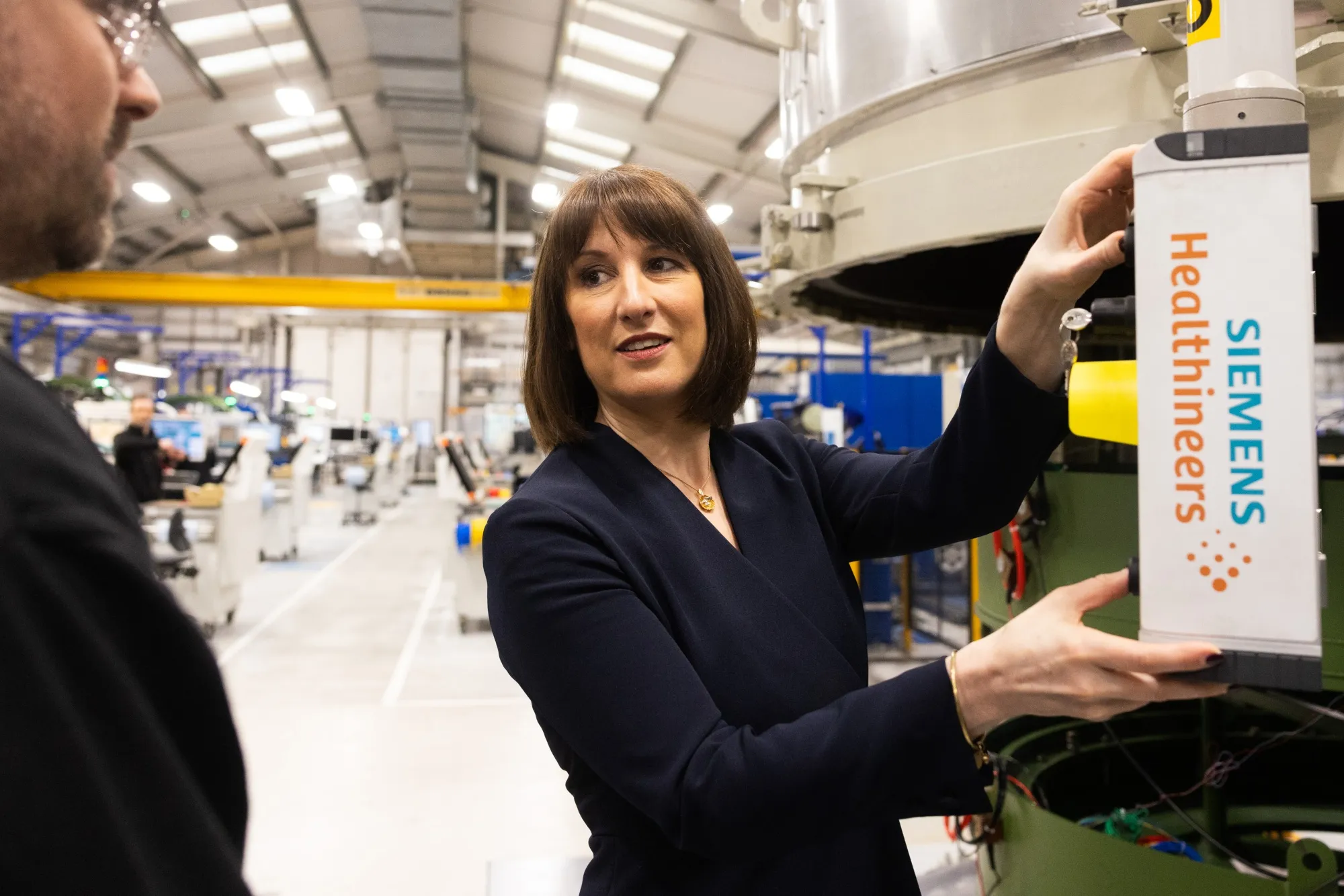 Allegra Stratton: What's Rachel Reeves' Hail Mary? - Bloomberg