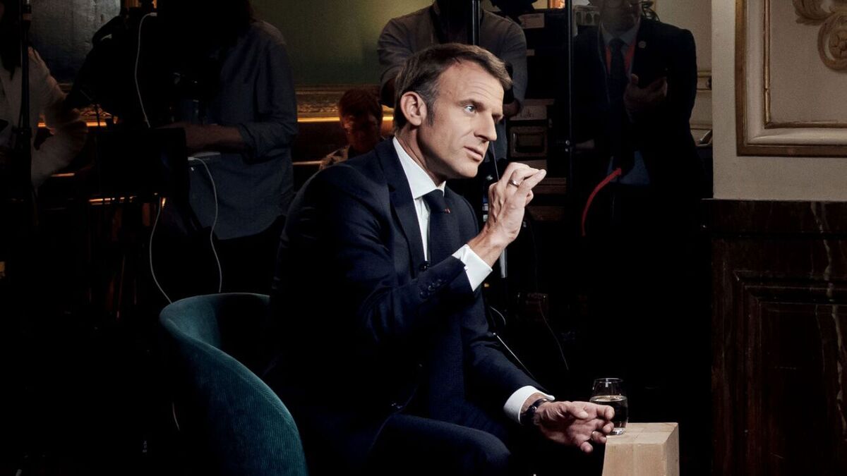 Macron Sees Parallels Between Bank Consolidation and Bernard Arnault's ...