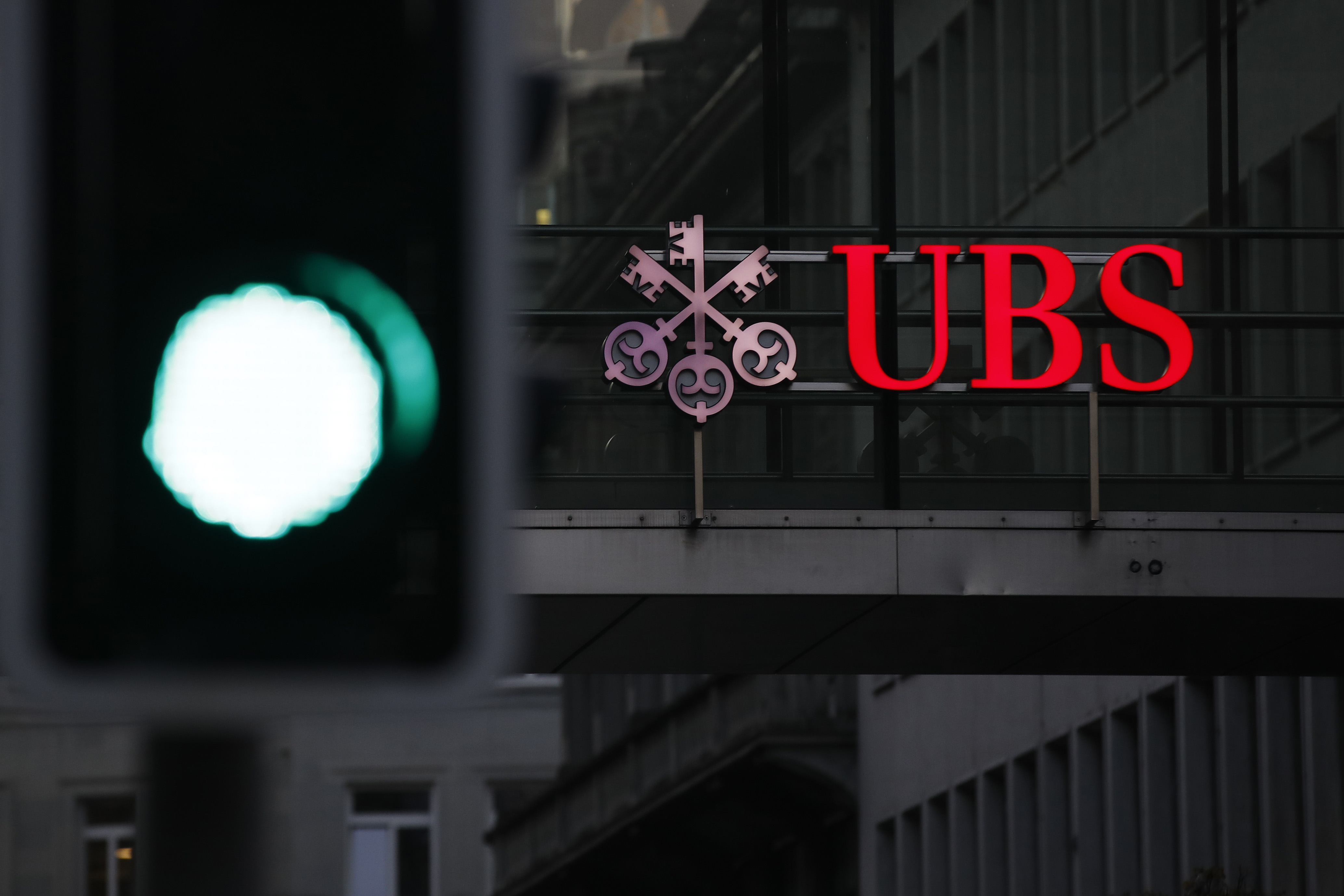 UBS Set for Hit of at Least $395 Million After Tax Penalty - Bloomberg