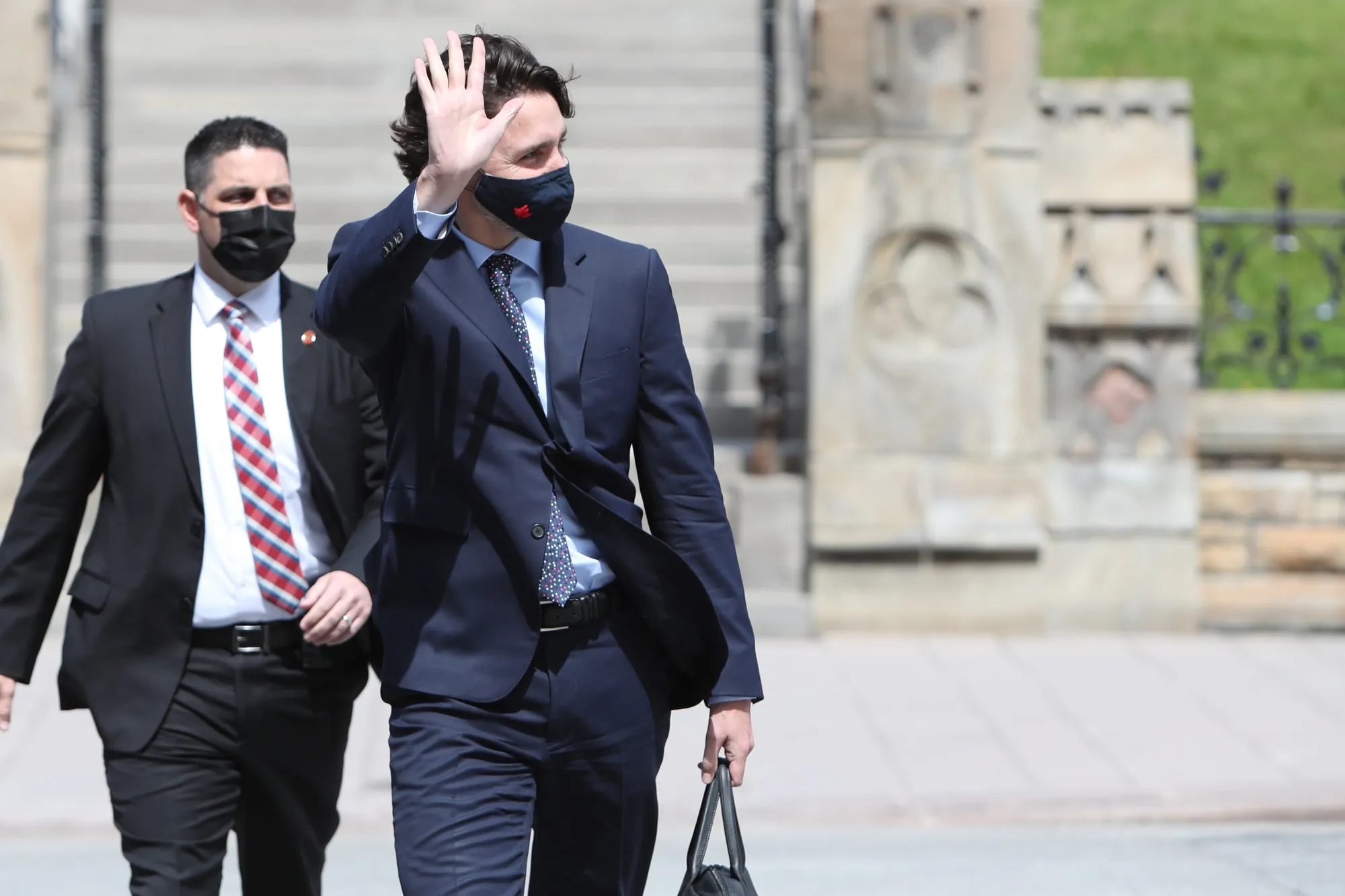 Covid-19 in Canada: Trudeau’s ‘One-Dose Summer’ Pitch Raises Hope for ...