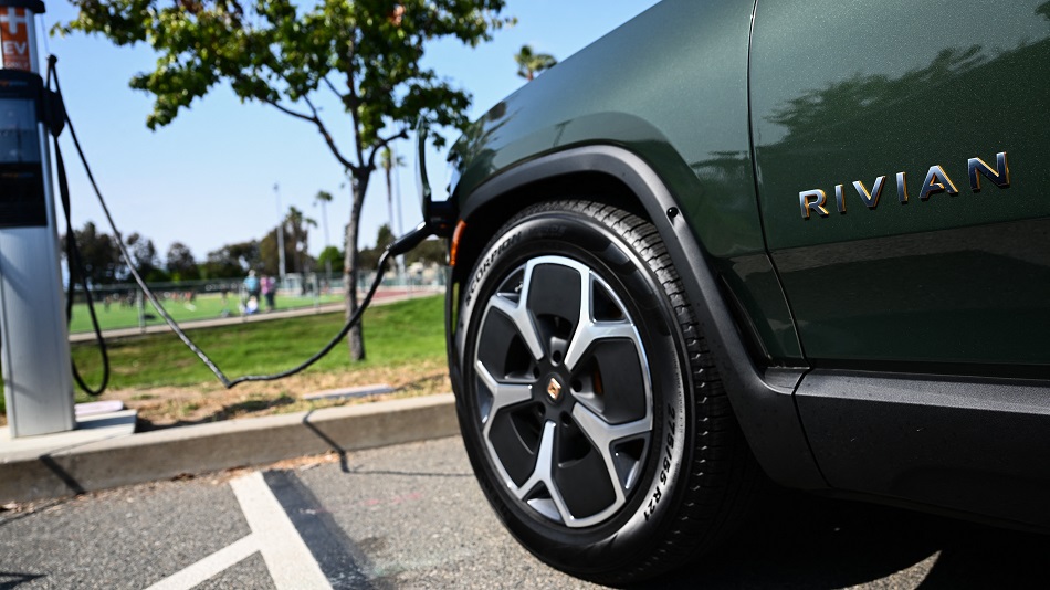 Watch Rivian CEO Scaringe on Profit Goal and EV Output - Bloomberg