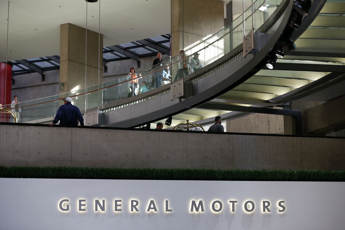 General Motors Names Its First Female CFO - Bloomberg