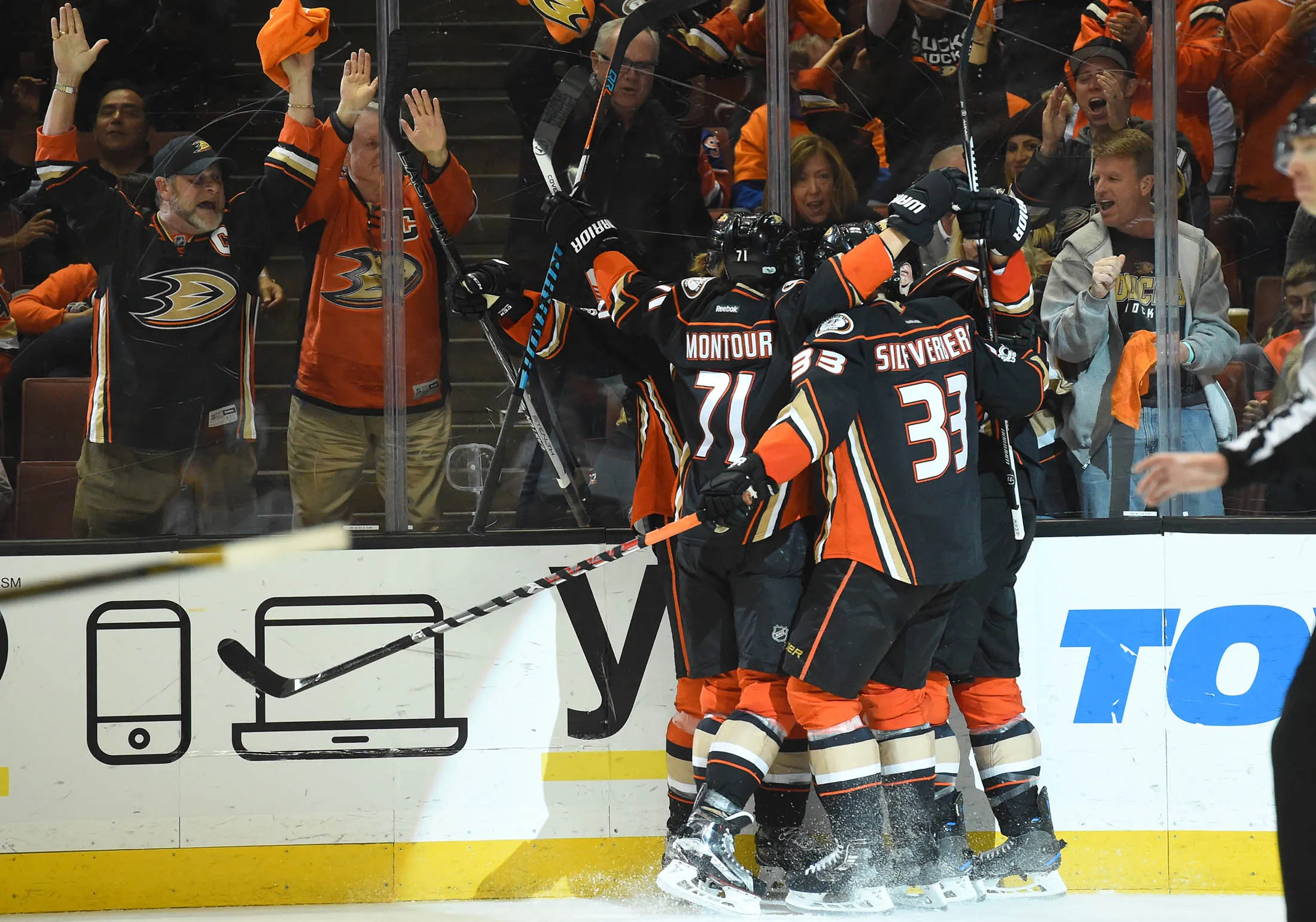 Ducks End Game 7 Woes, Beat Oilers 2-1 to Reach West Finals - Bloomberg