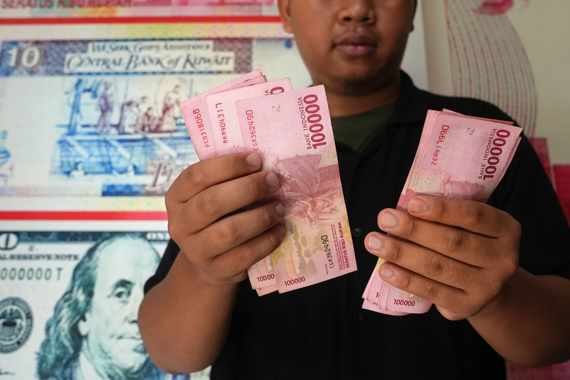Weak Rupiah (IDR USD) Builds Case for Bank Indonesia to Resume Rate ...