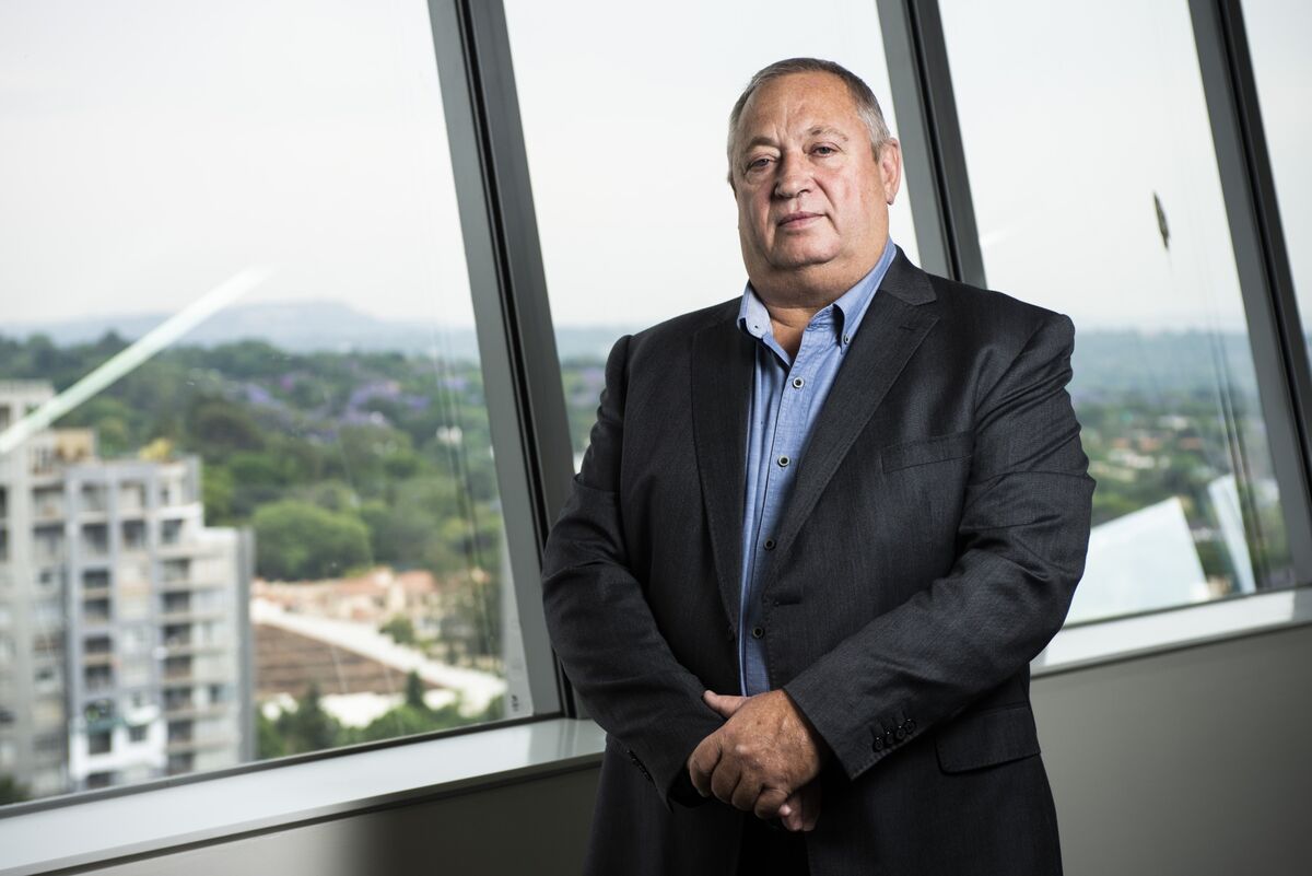 Mining Dealmaker Neal Froneman Retires as Sibanye Names Stewart CEO ...