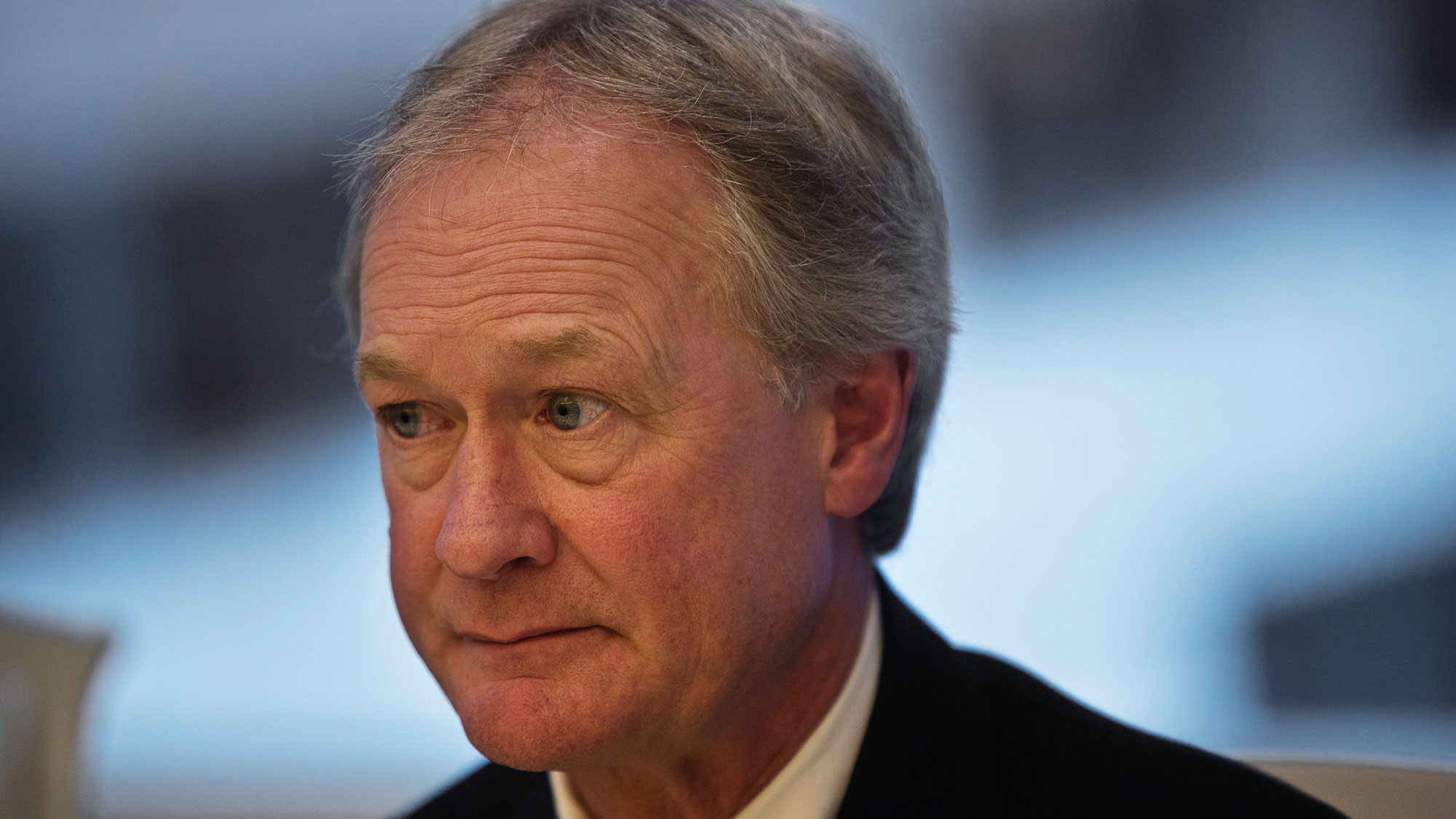 Lincoln Chafee Considering Presidential Bid - Bloomberg