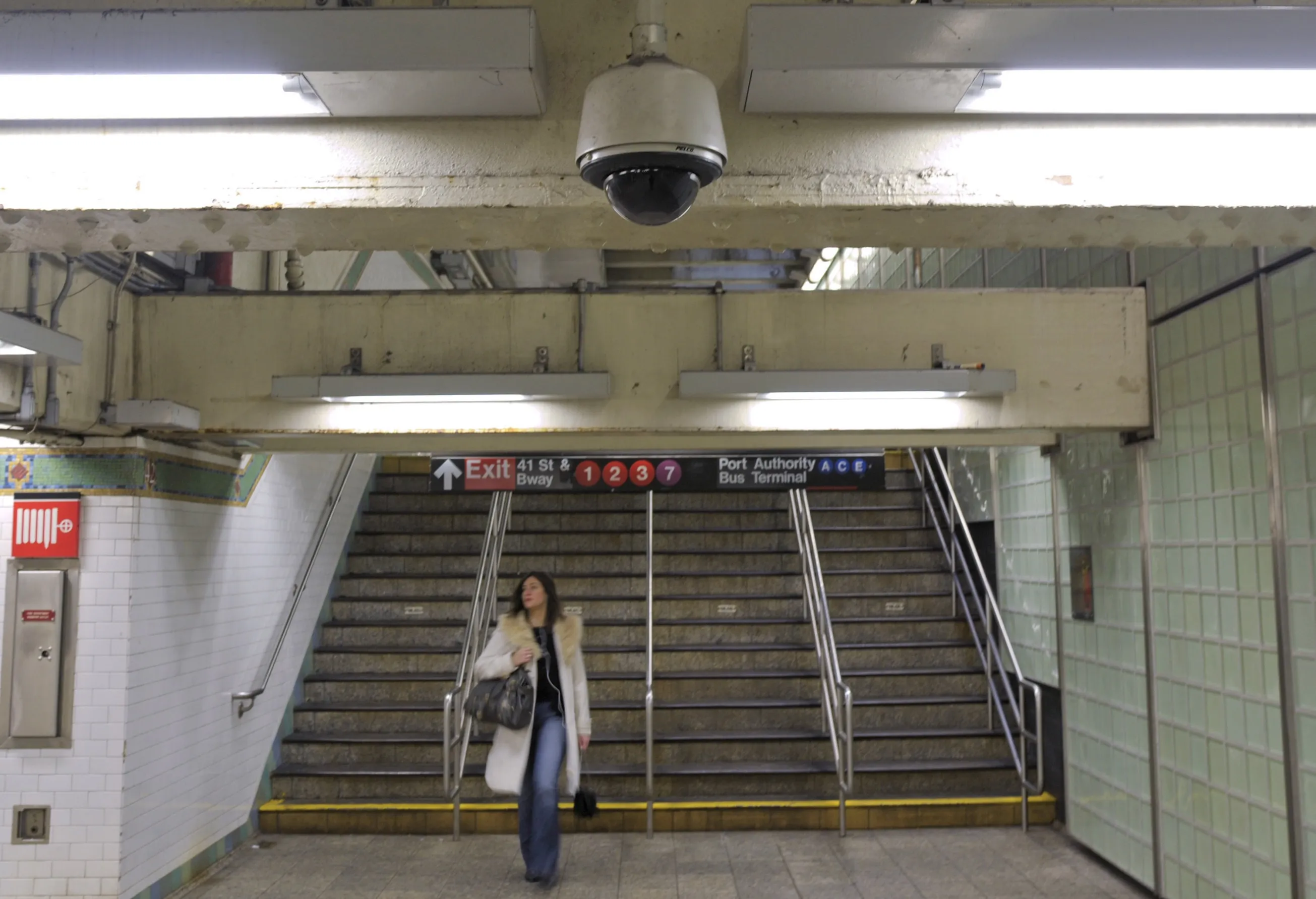 NYC Subways Now Have Almost 400 Cameras Watching Train Cars - Bloomberg