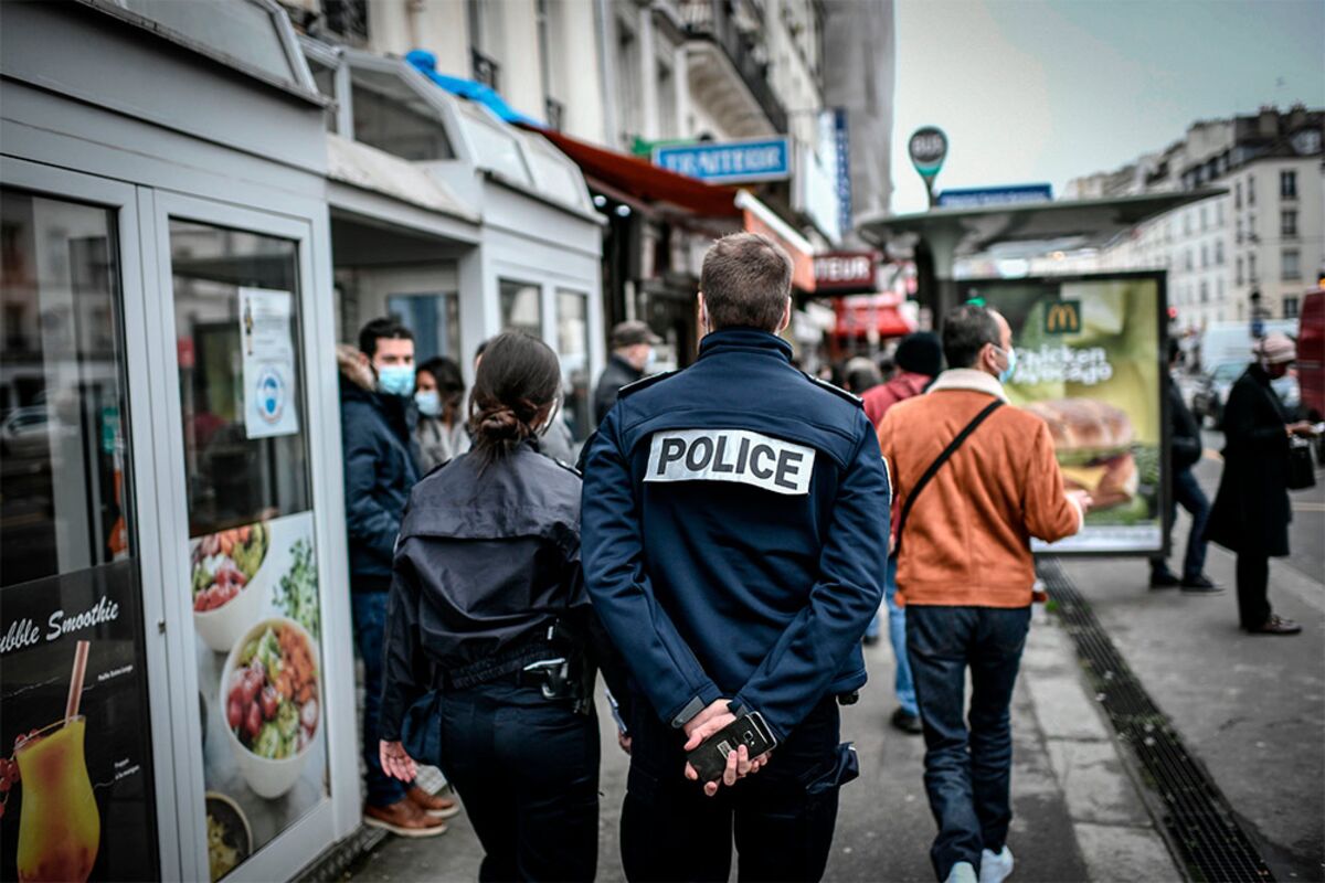France Says New Lockdown Not Justified at the Moment - Bloomberg