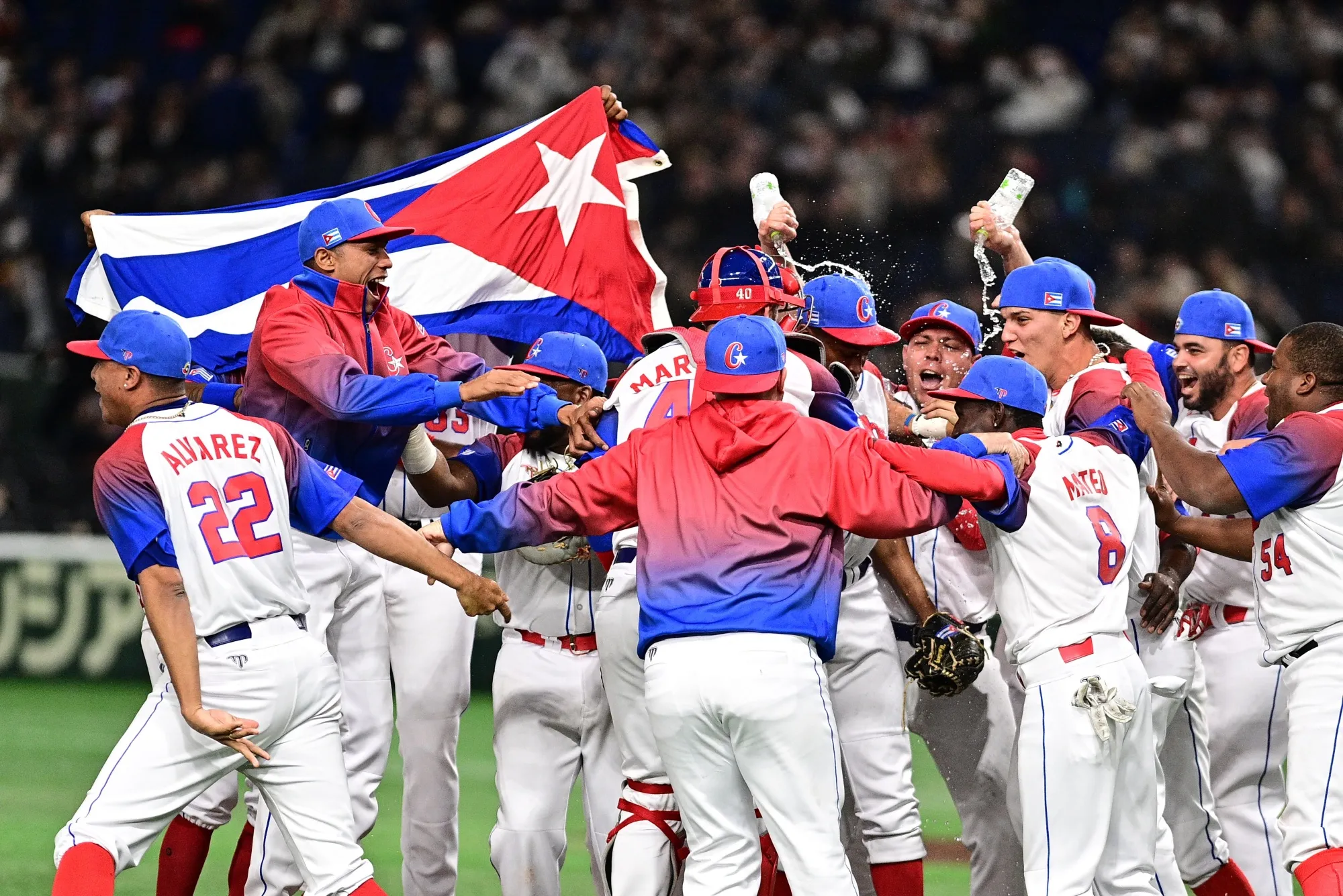 Cuba beats Australia, reaches 1st WBC semifinal since 2006 - Bloomberg