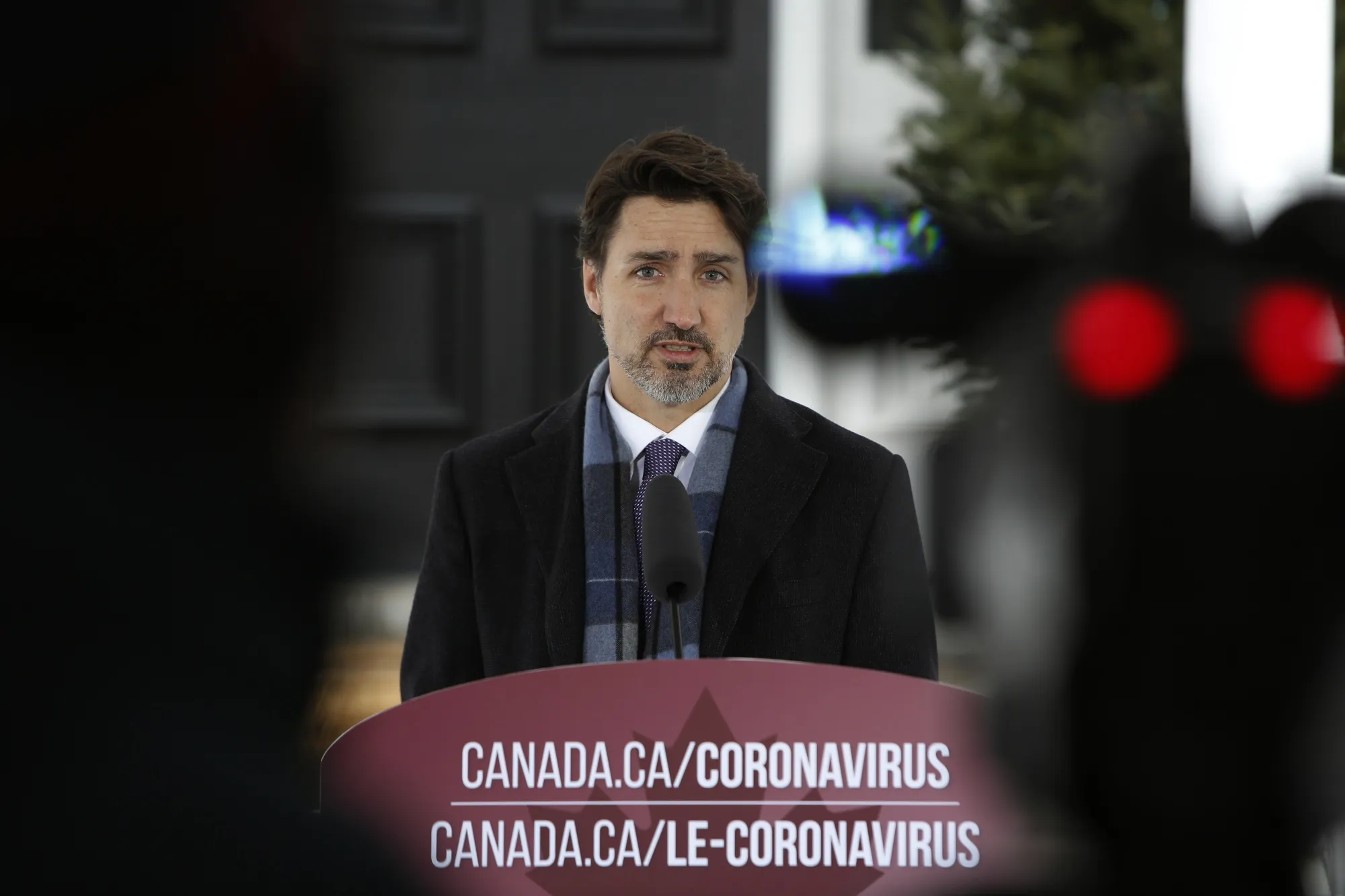Coronavirus in Canada: Trudeau Wins Support for Stimulus Package ...