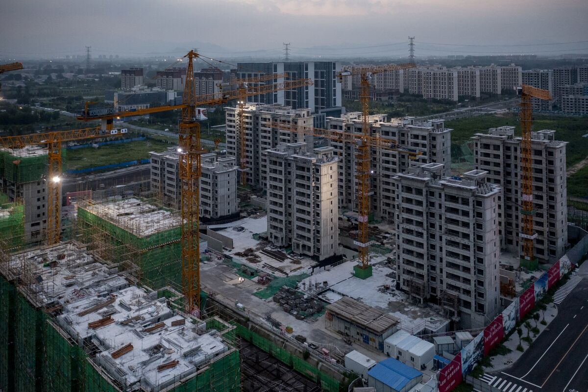 Evergrande Vows to Resume All Projects After China Mortgage Boycotts ...