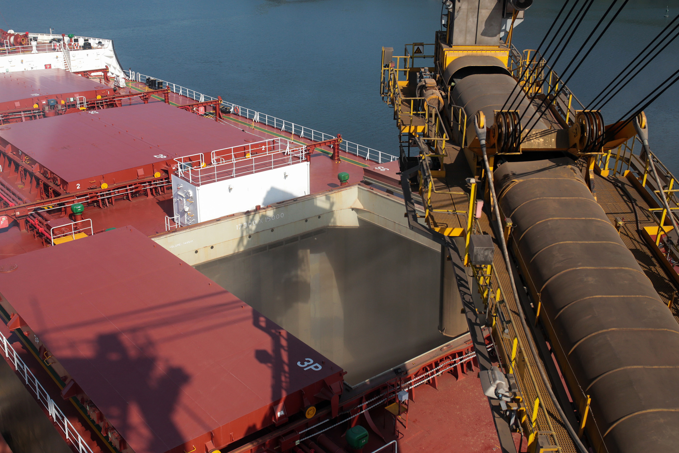 Vale Sails New `Green' Ship in Bid to Cut Rivals China Advantage ...