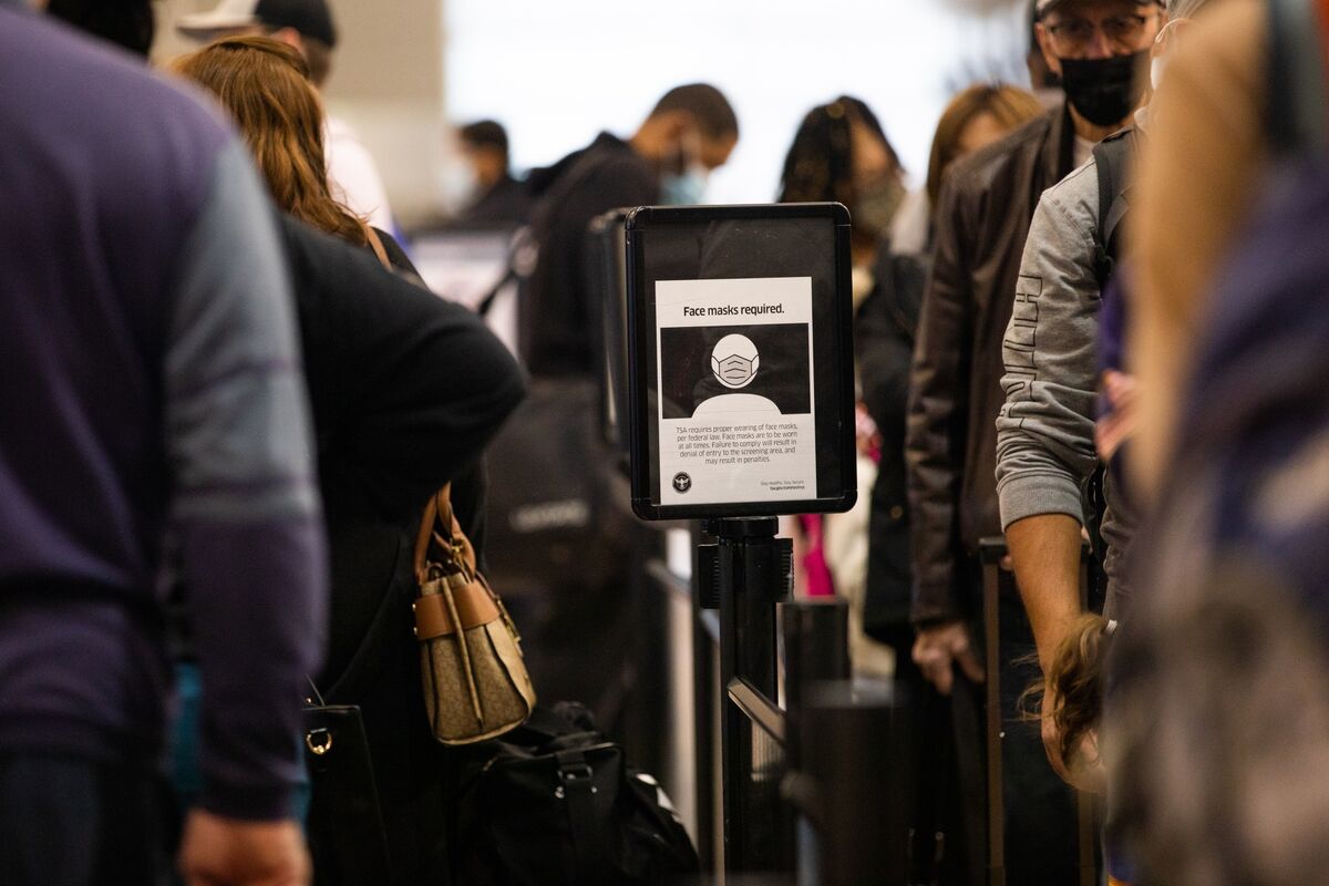Supreme Court Leaves Intact Ruling That Let US Require Masks on Planes ...