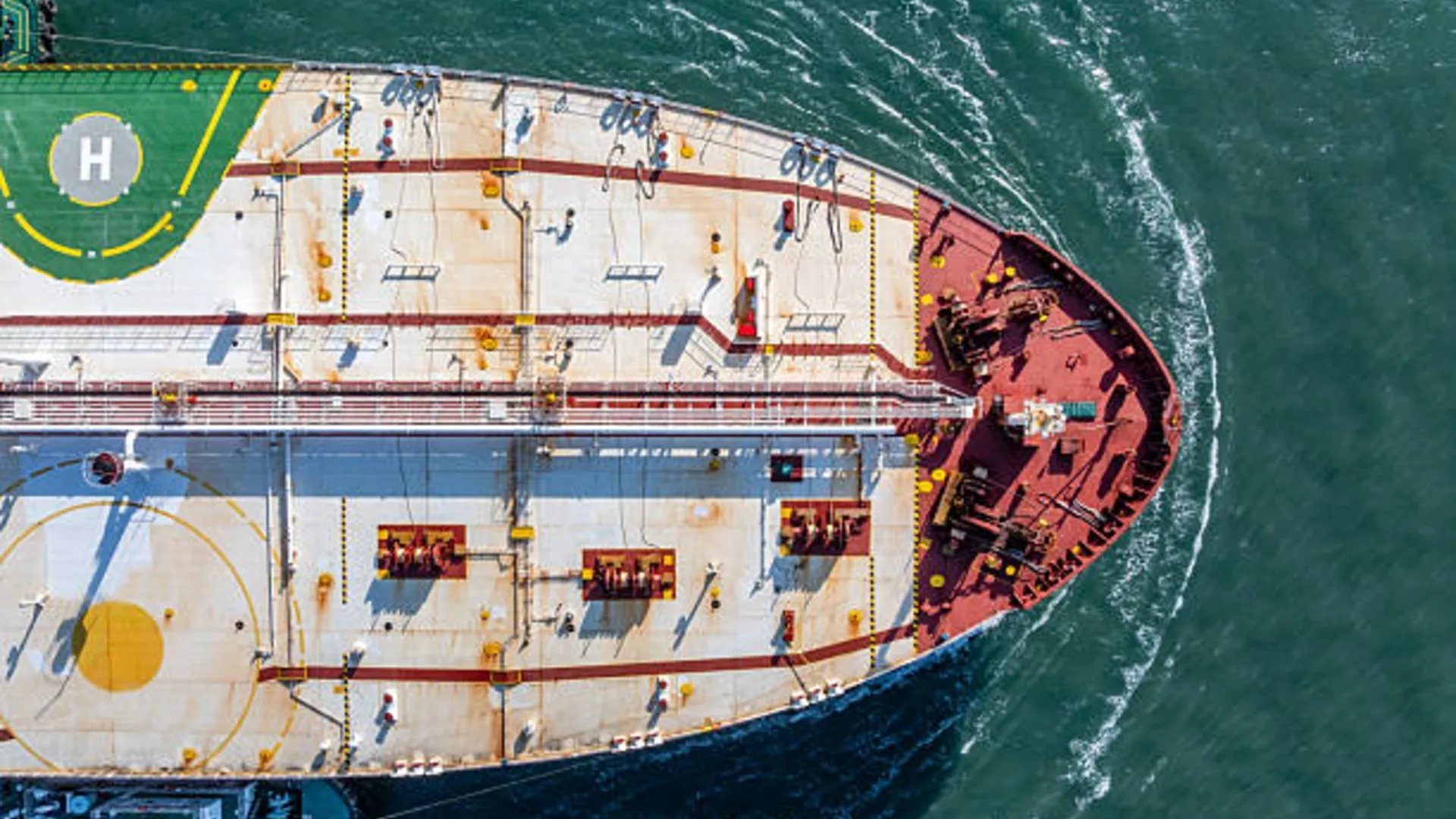 Watch Marsh CEO Says Shippers Are Focused on Protecting People - Bloomberg