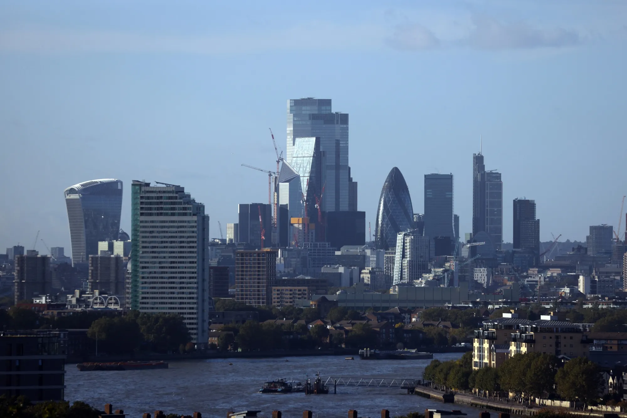 EU Set to Extend Clearing Decision in Brexit Win for London - Bloomberg