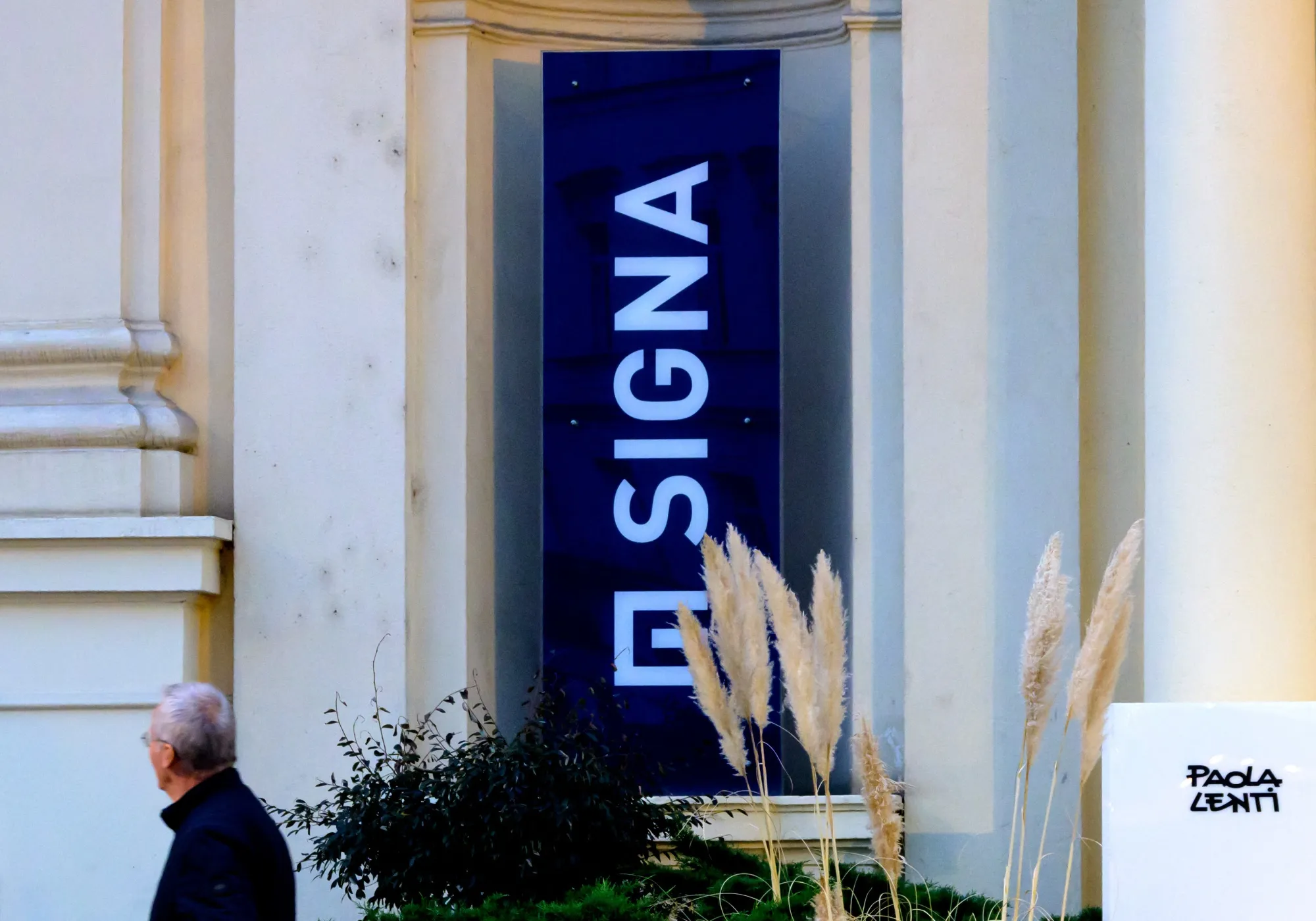Signa Prime Seeks €600 Million As It Readies for Insolvency - Bloomberg