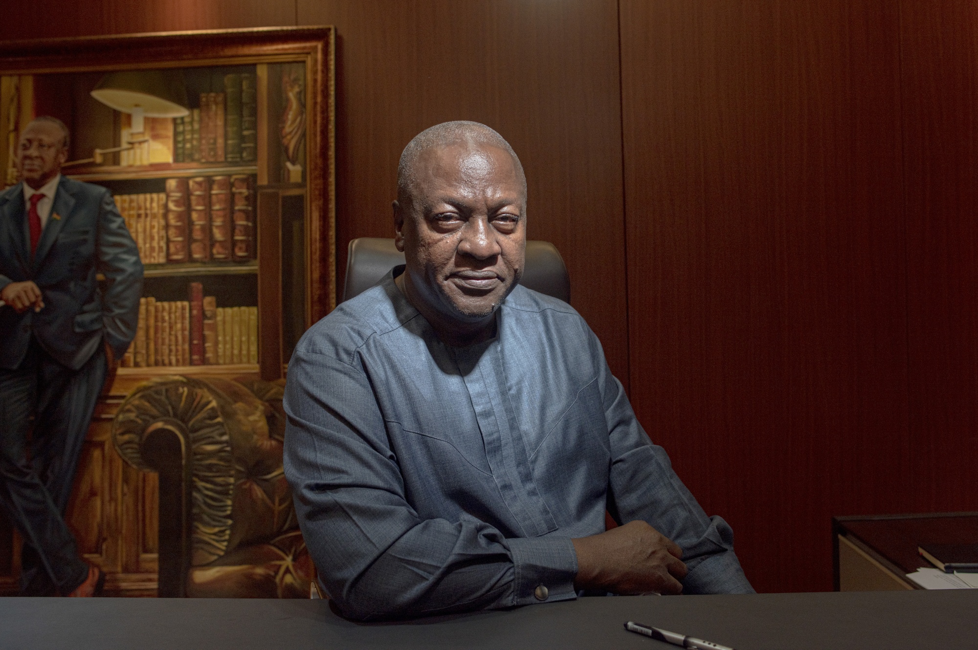 Ghana’s Mahama Touts $10 Billion Plan in Race for Presidency - Bloomberg