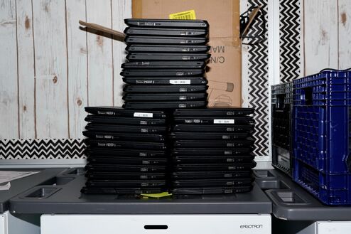 Bloomberg - Business News, Stock Markets, Finance, Breaking & World News