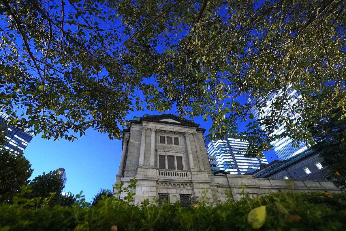 Japan’s Credit Ratings May Hinge on BOJ Policy Changes, S&P Says ...