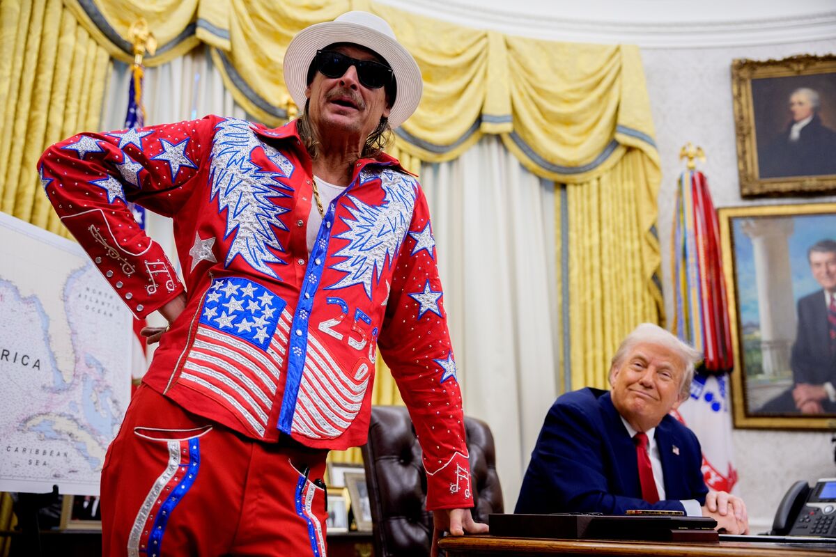 Kid Rock Halftime Show Shows Trump Cultural Coup Falling Flat - Bloomberg