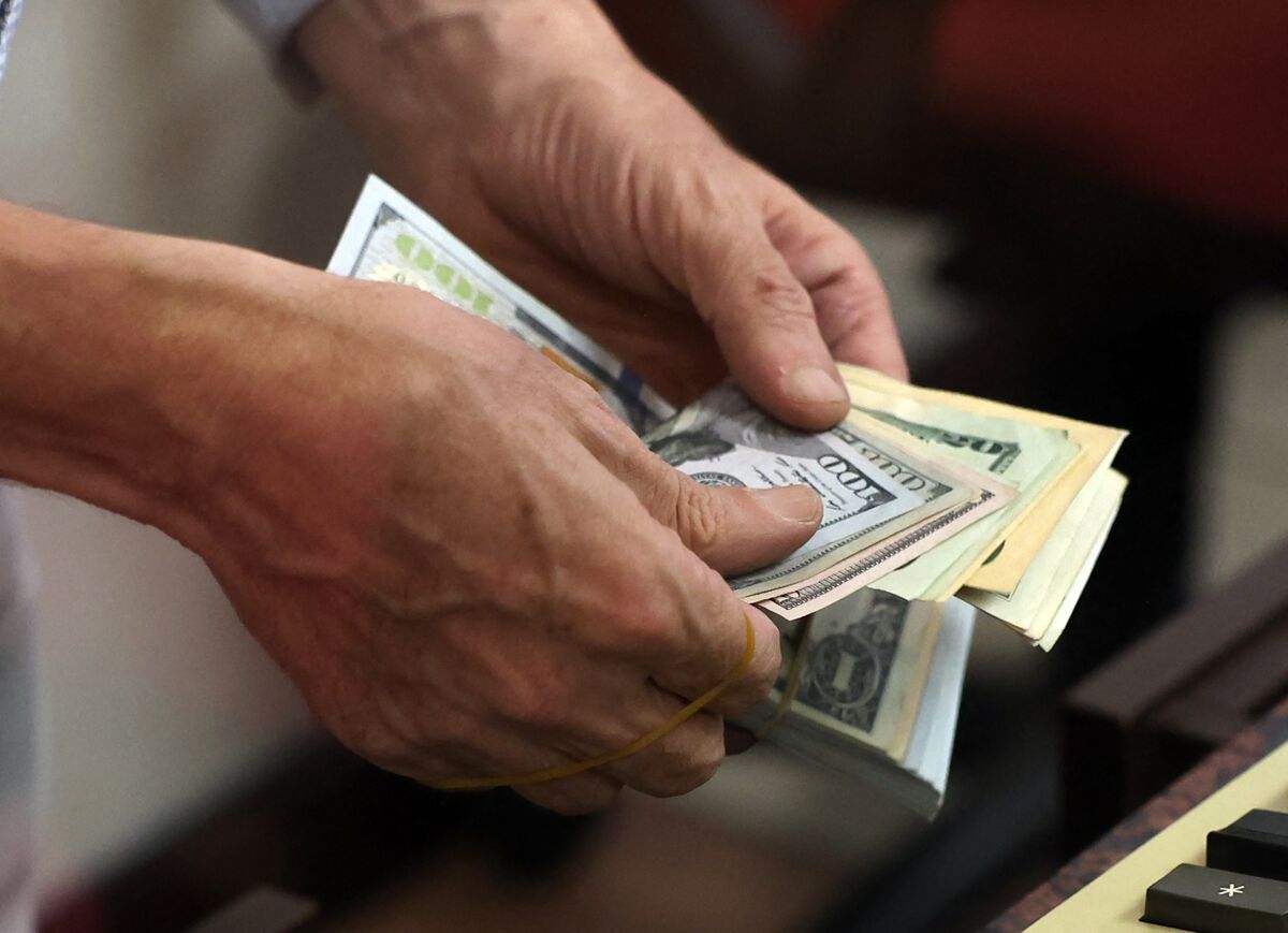 A $105 Million Inheritance Windfall Is Coming for Heirs in the US ...