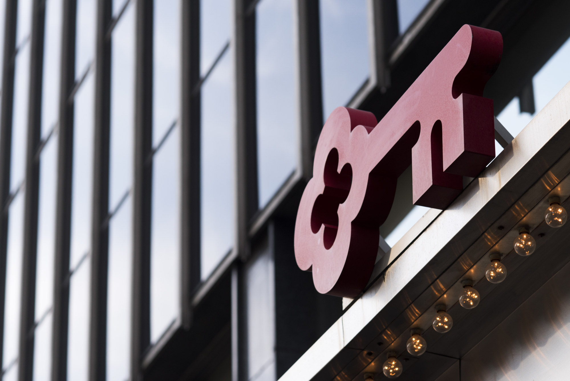 KeyCorp (KEY) Lengthens Parental Leave, Boosts Benefits to Keep Talent ...