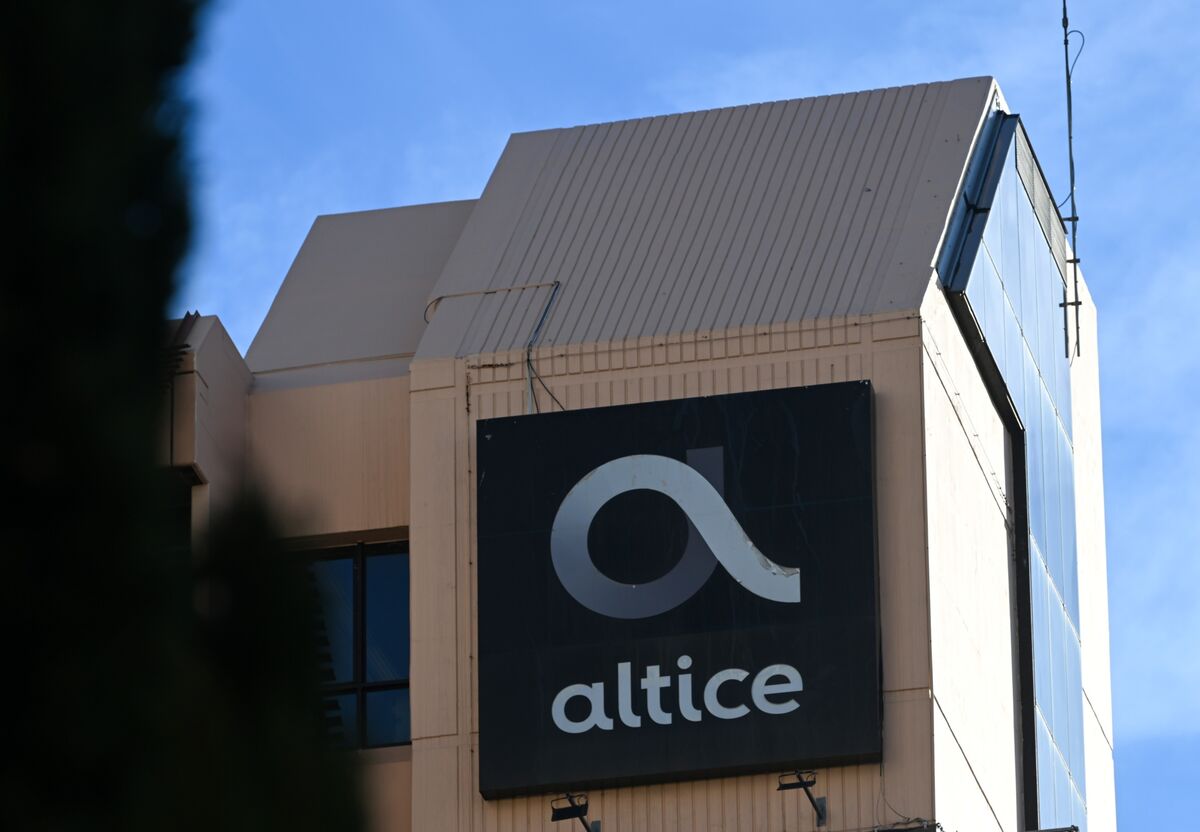 Altice France Moves More Units Out of Reach, Spooking Creditors - Bloomberg