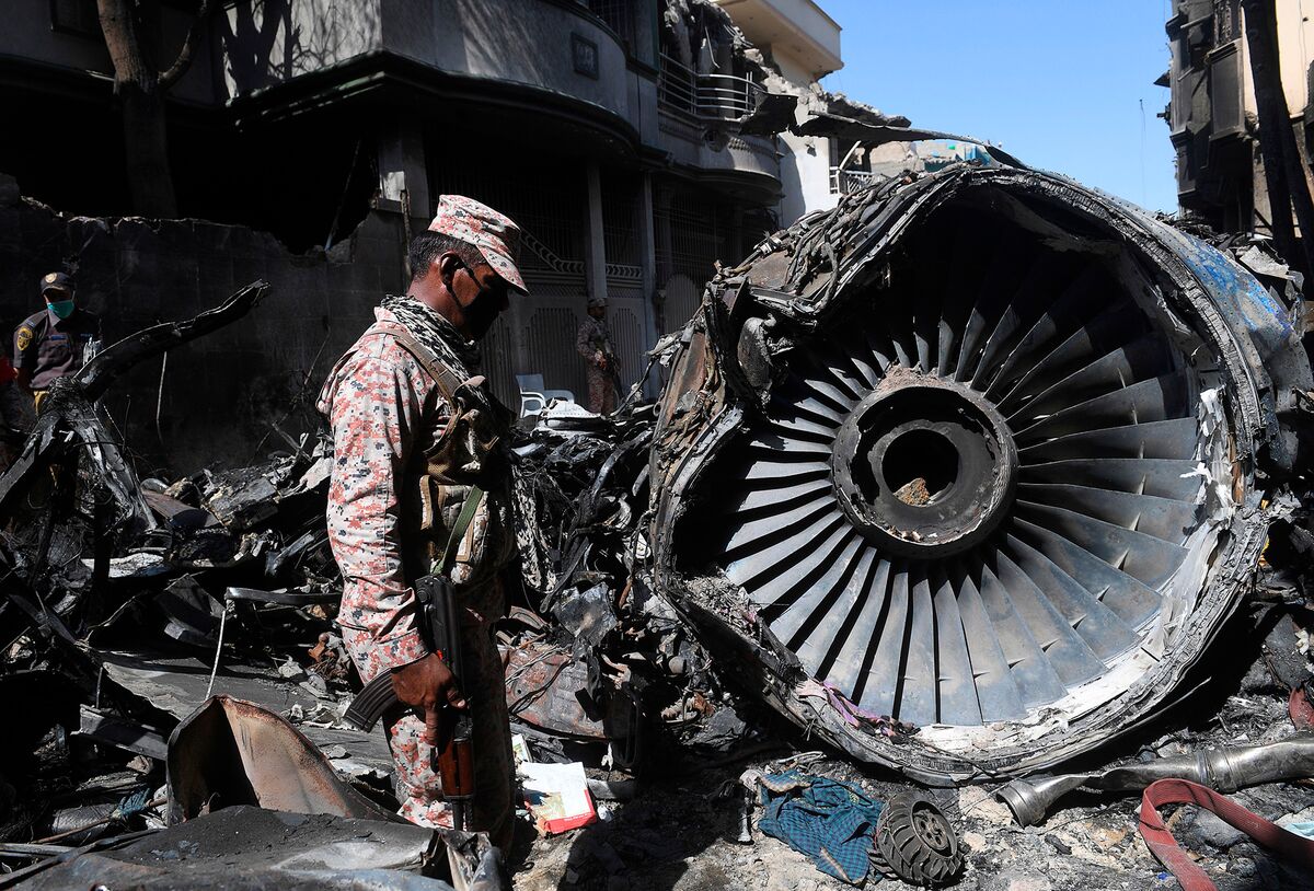 Pakistan Blames Karachi Airbus Plane Crash on Pilot, Controllers ...