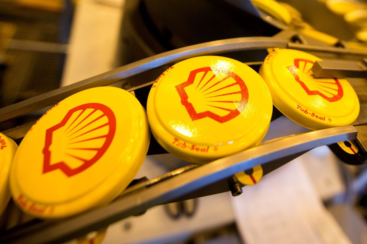 Shell Overhauls Refining Operations at Biggest German Plant - Bloomberg