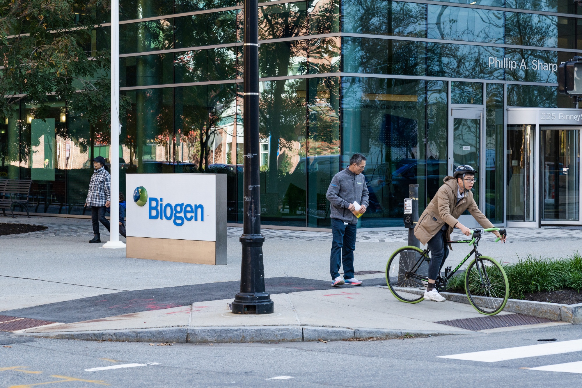 (BIIB) Biogen Sales Miss Estimates as Multiple Sclerosis Drugs Decline ...