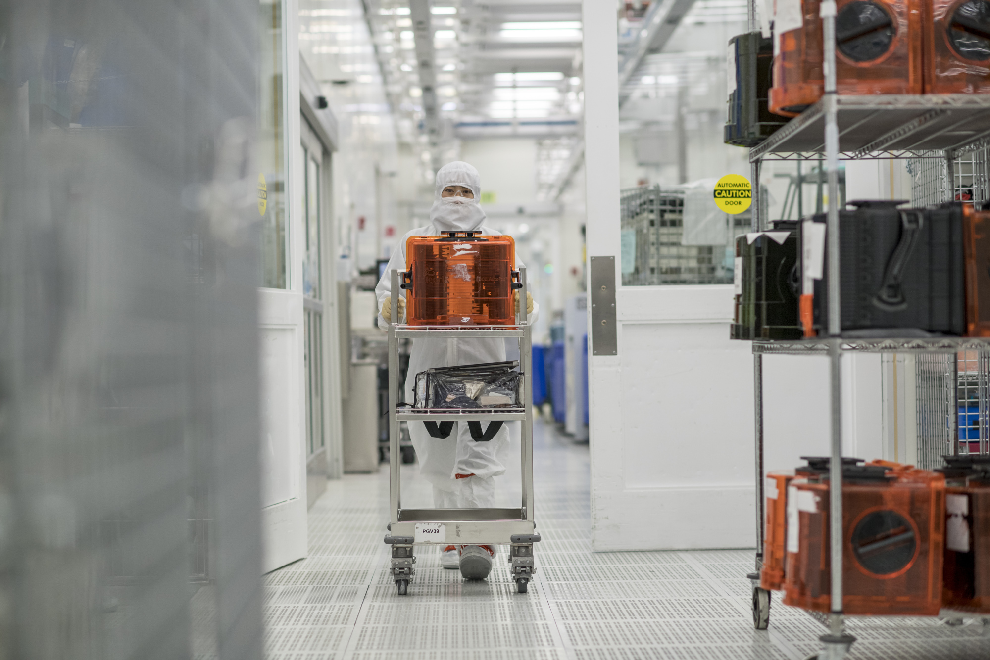 Applied Materials Gives Strong Forecast on Machinery Demand - Bloomberg