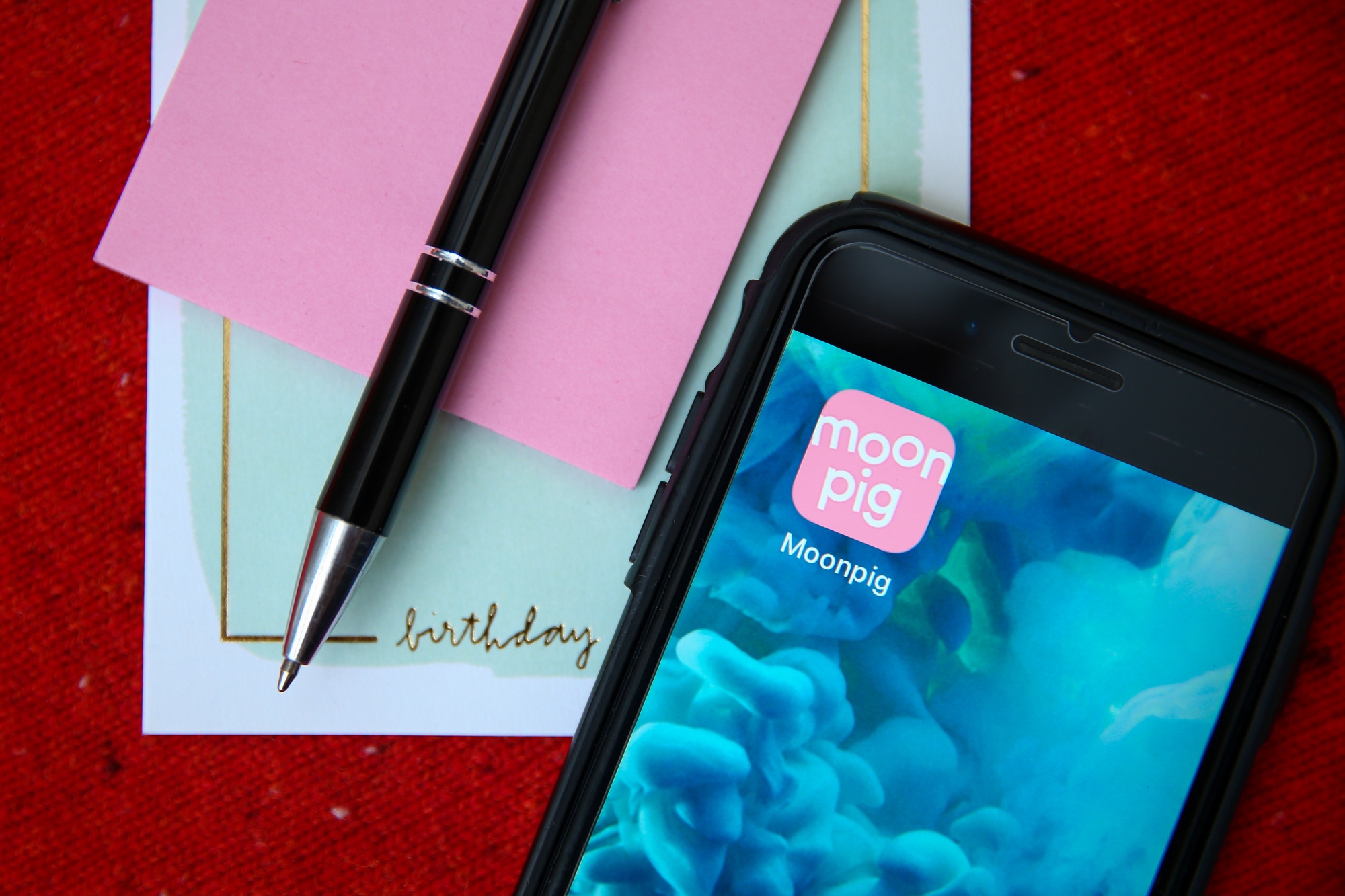 Moonpig Jumps As Acquisition Taps Experience Gift Trend Bloomberg