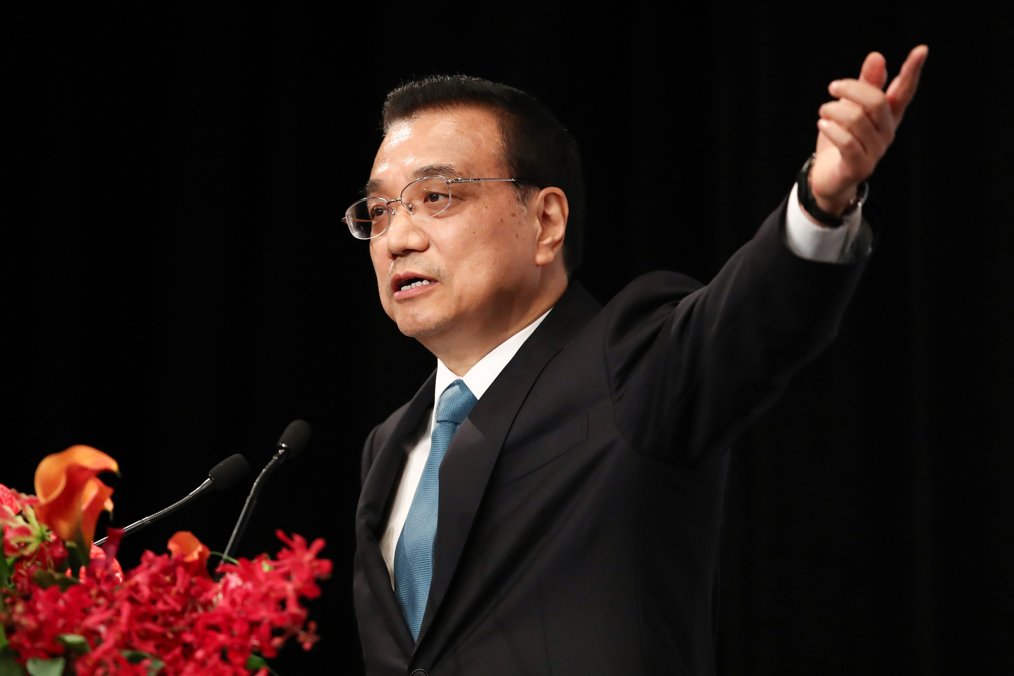 China’s Li Tells Japanese Business Group That Ties Are Improving ...