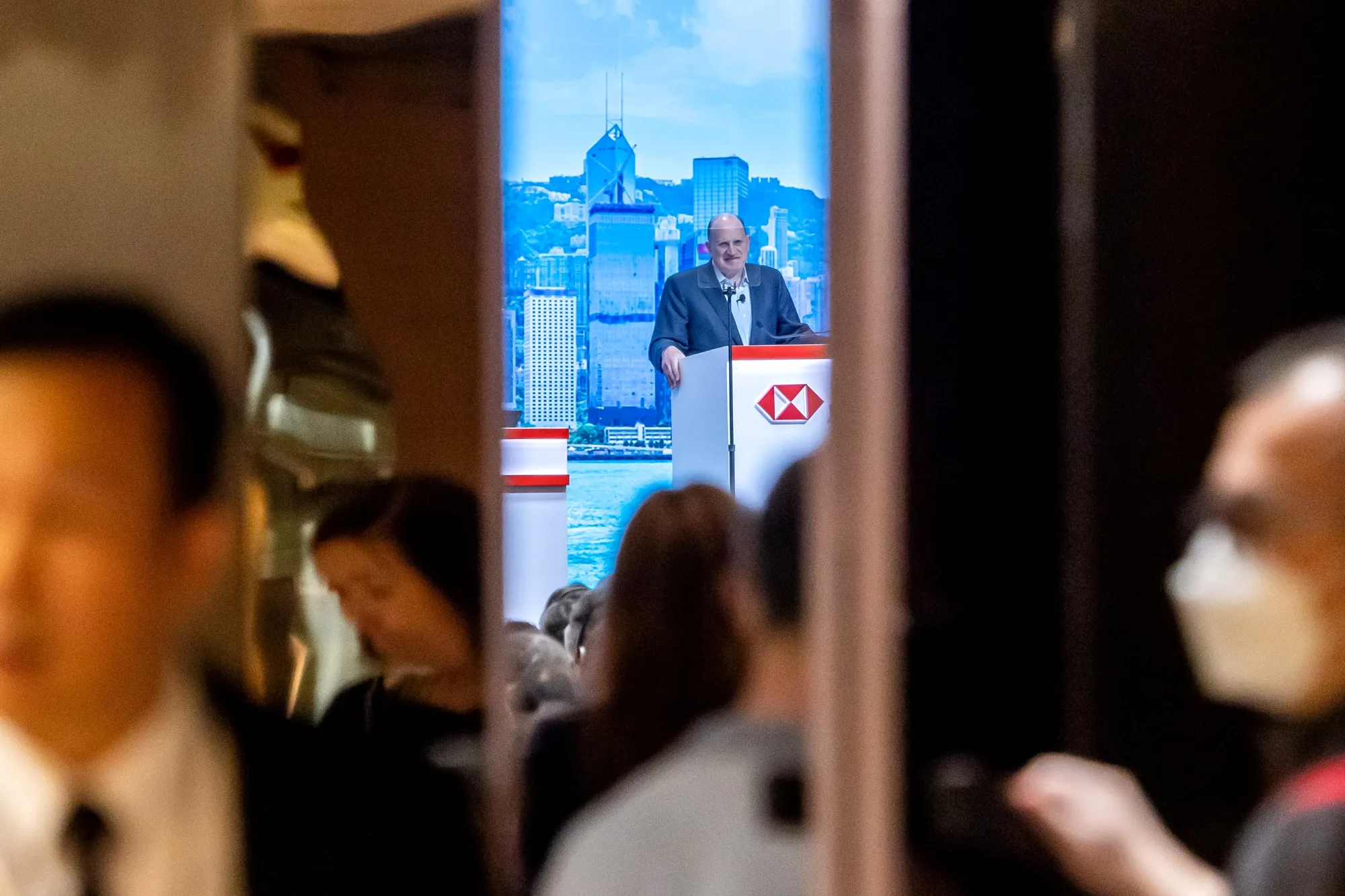 HSBC’s Chairman Is on the Hunt for His Fourth CEO - Bloomberg