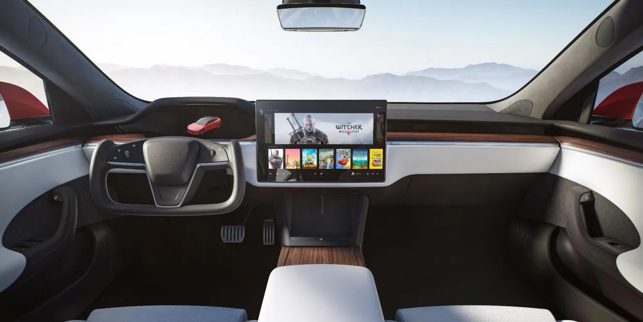 Musk Says Tesla Model S Plaid Delivery Delayed a Week Bloomberg