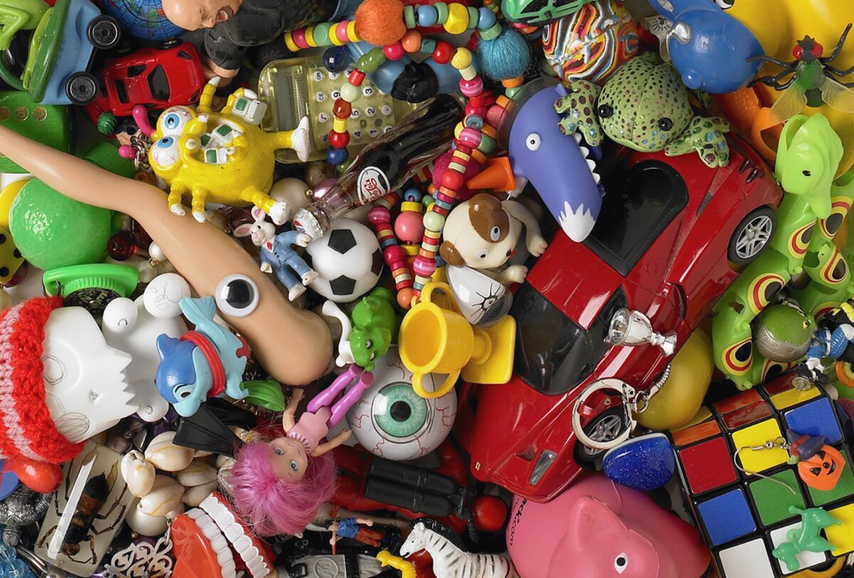 Everything About the Holidays Costs More Except Toys - Bloomberg