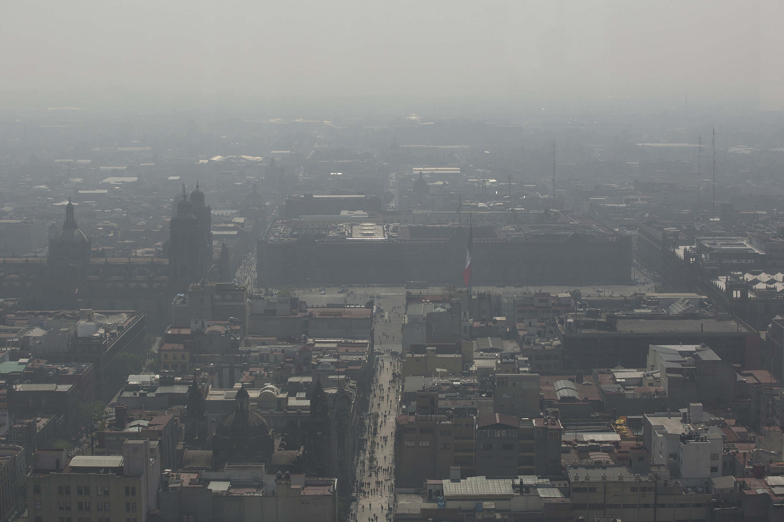 The Dirty Little Pollution Secret That's Choking Mexico City - Bloomberg