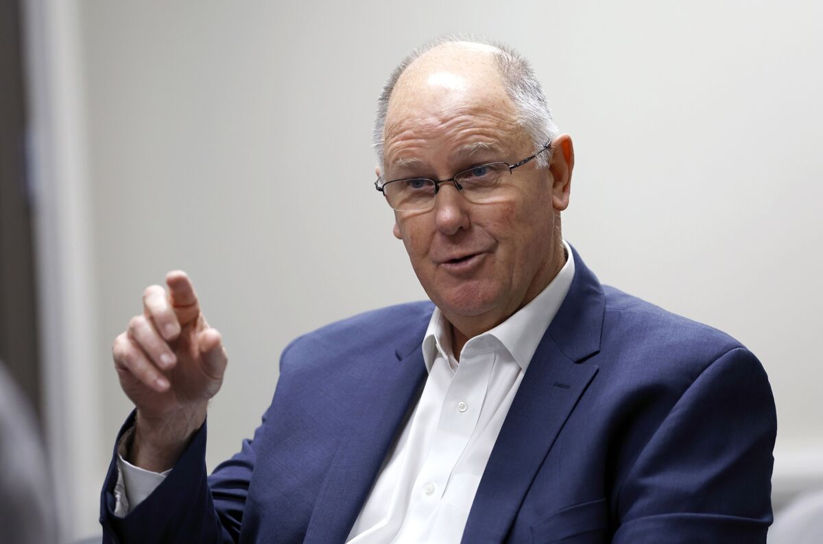 WTA Chairman Steve Simon will relinquish his CEO duties and President ...