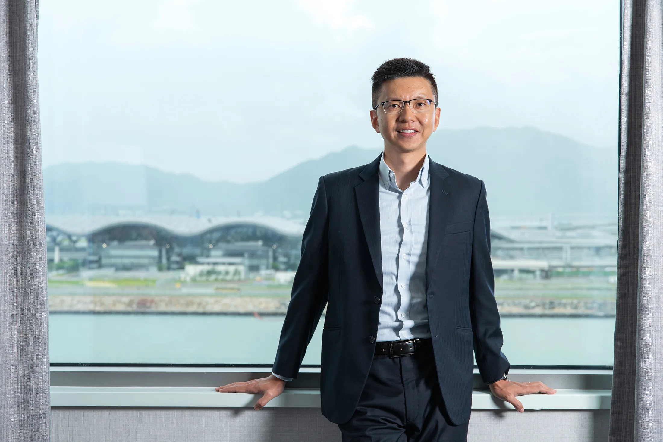 Cathay Pacific Appoints Ronald Lam as CEO to Lead Revival - Bloomberg