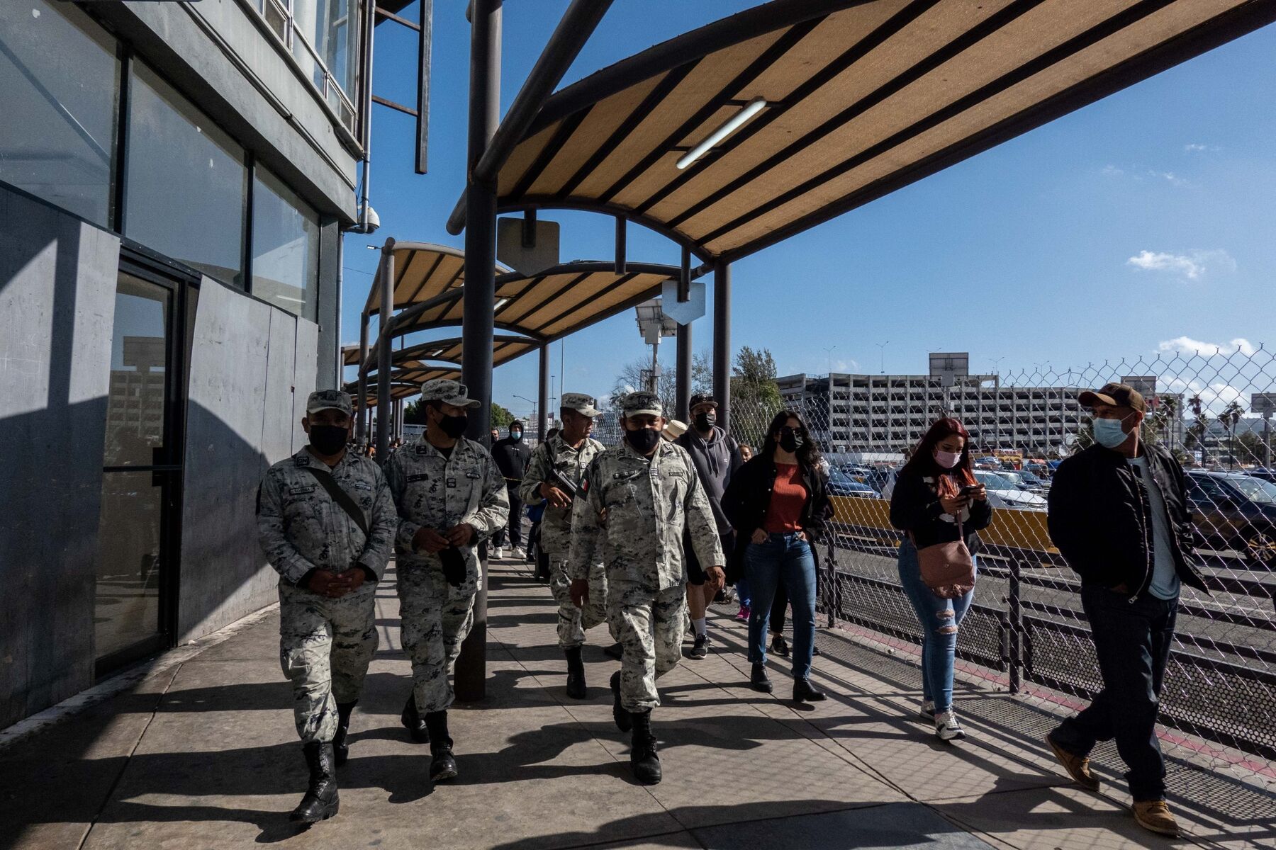 Mexican Deputies Pass Bill to Militarize National Guard - Bloomberg