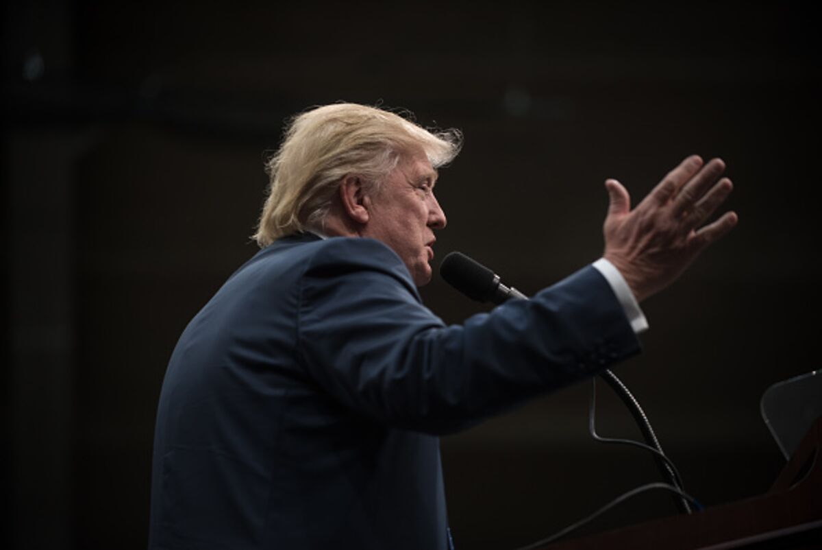 A Closer Look at Trump's 'Coattails Effect' - Bloomberg