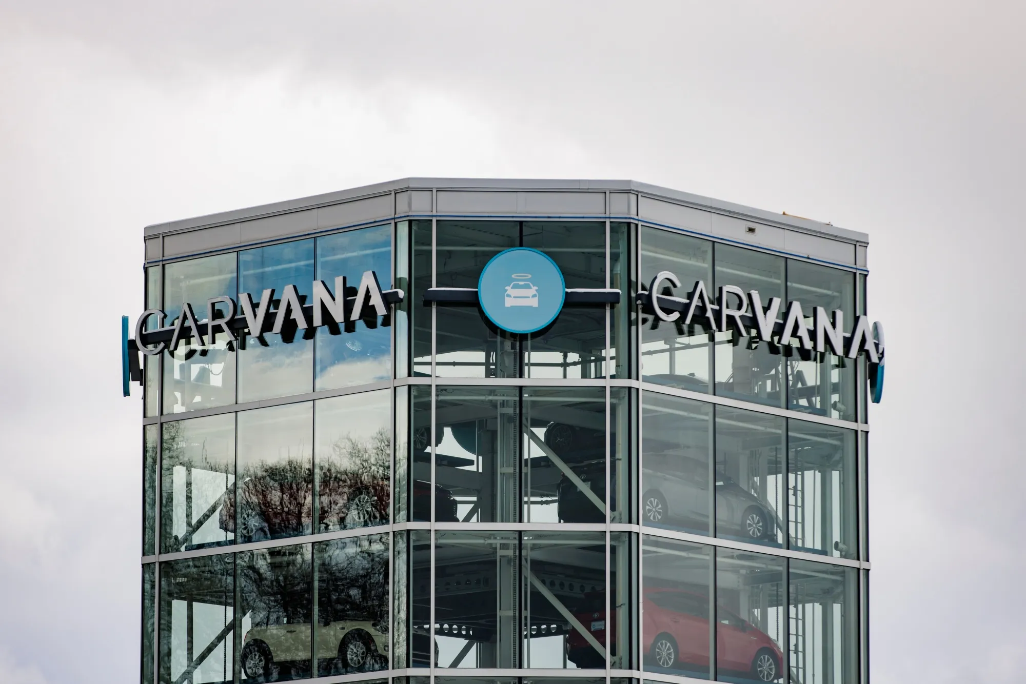 Carvana Predicts Stronger Profit as Tariffs Boost Used-Car Sales ...