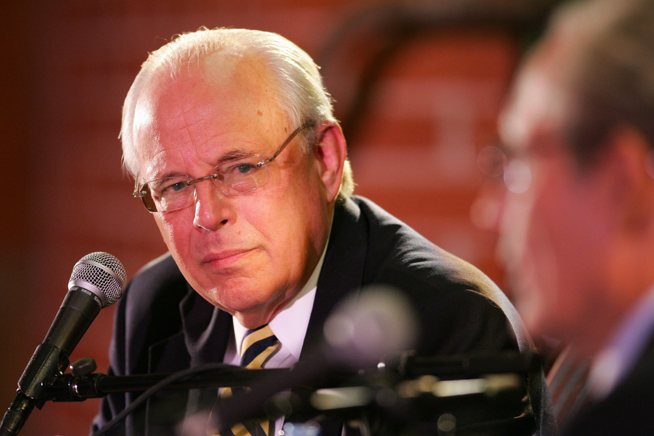 John Dean of Nixon Fame to Testify At Kavanaugh Hearing - Bloomberg