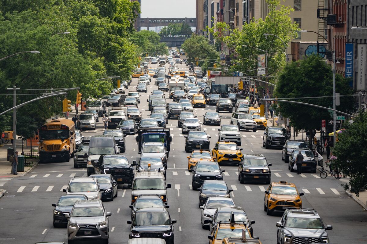 NYC Congestion Price Halted: New Yorkers Who Dreaded $15 Fee Celebrate ...