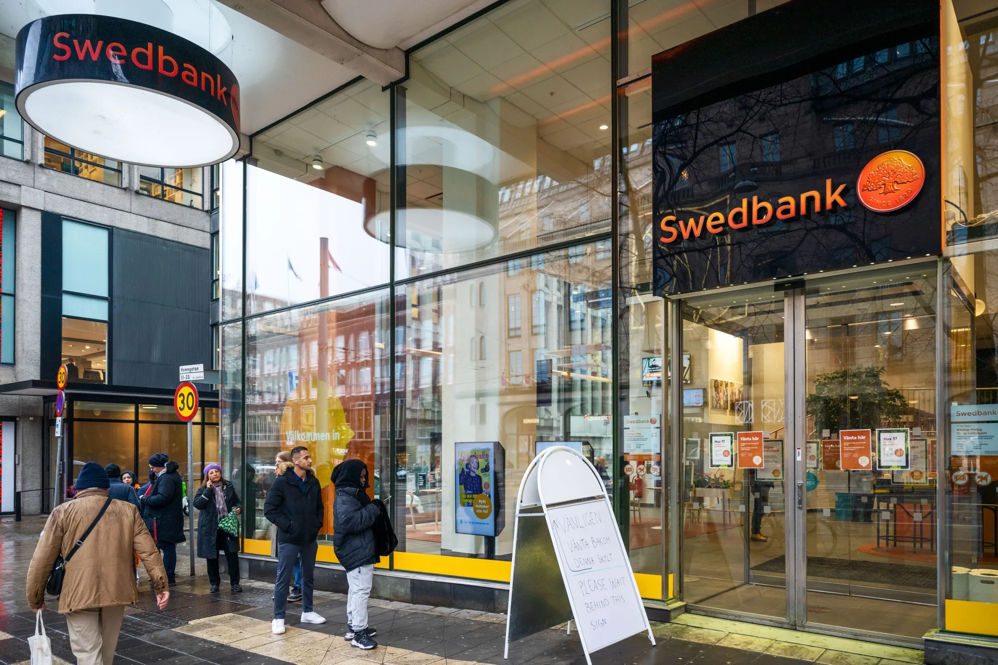 Swedbank Says SEC Has Closed Six-Year Probe Without Enforcement - Bloomberg